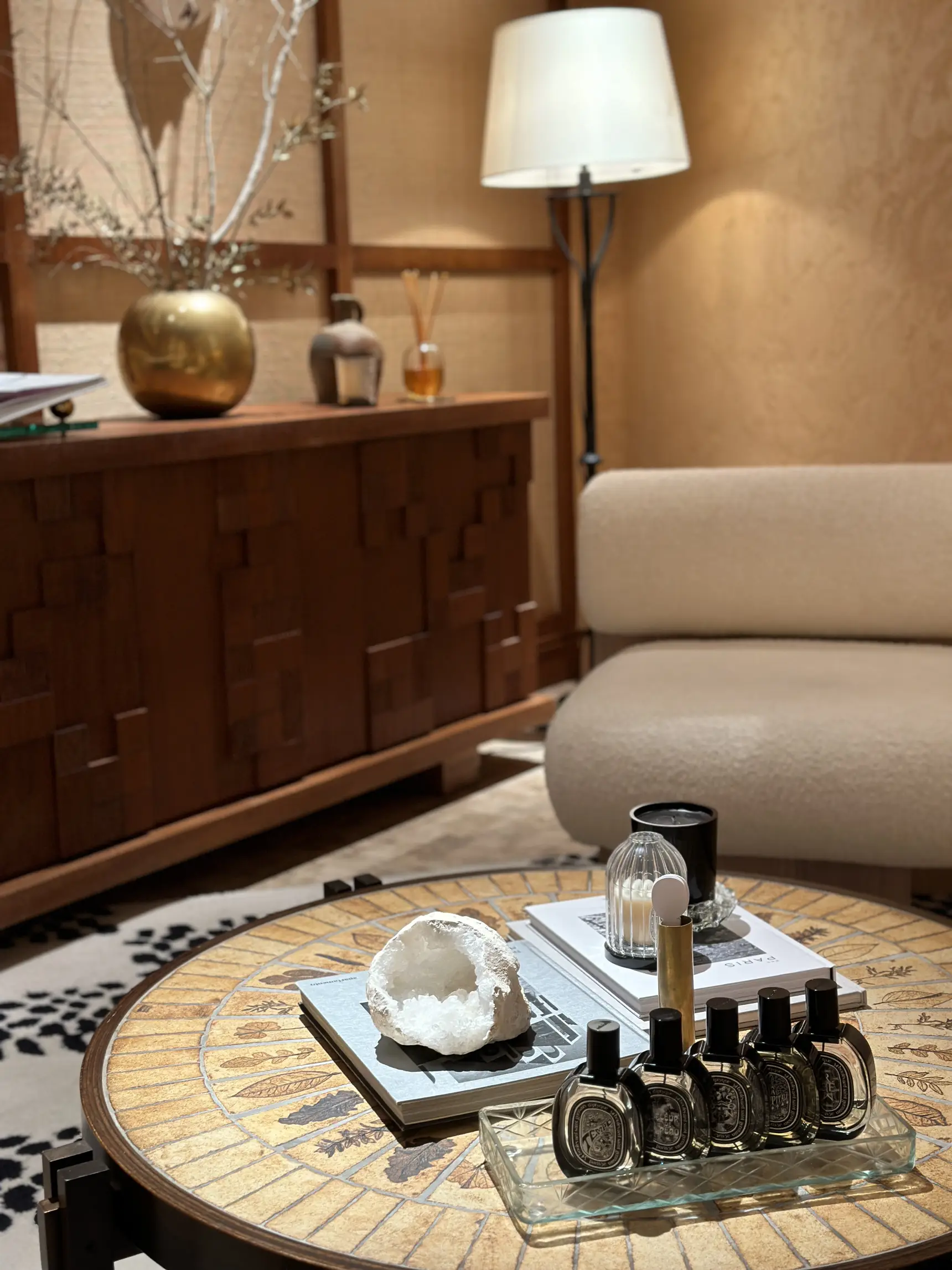 BRB, moving into this Diptyque boutique | แกลเลอรีที่โพสต์โดย kali harris | Lemon8