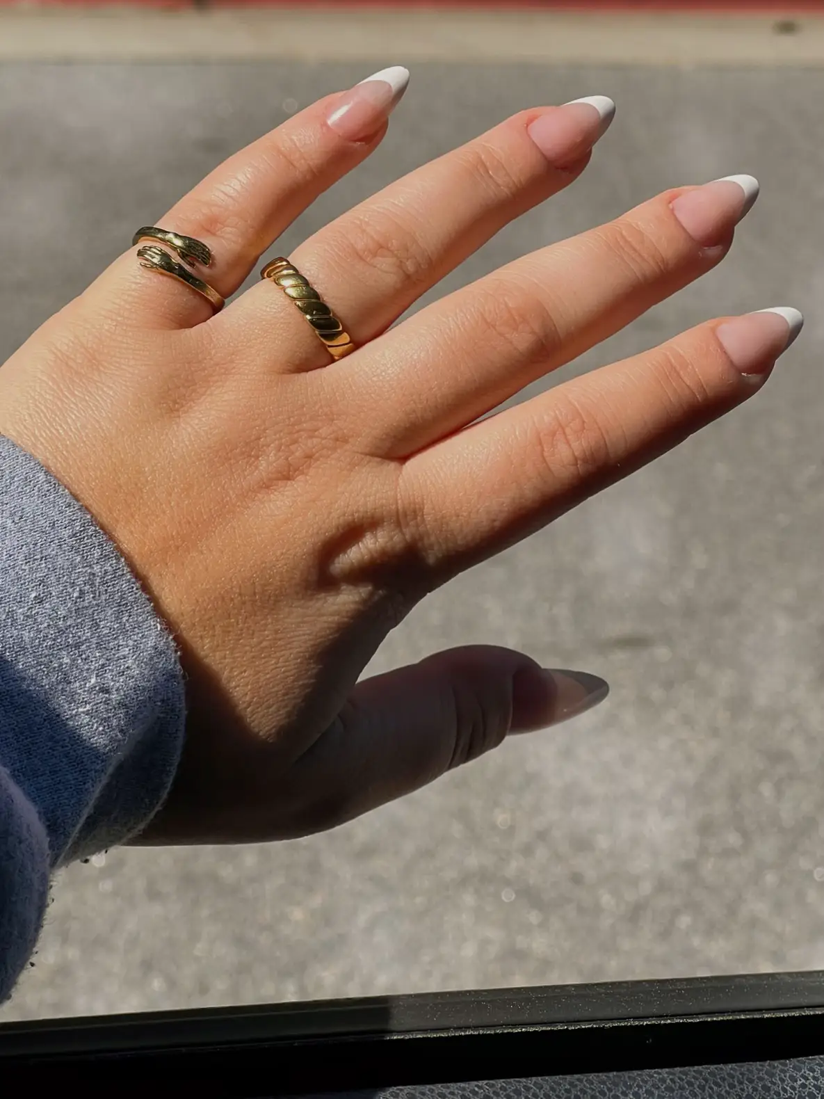 Spring nails & rings inspo💅 | แกลเลอรีที่โพสต์โดย Maya & Reem 🌙 | Lemon8