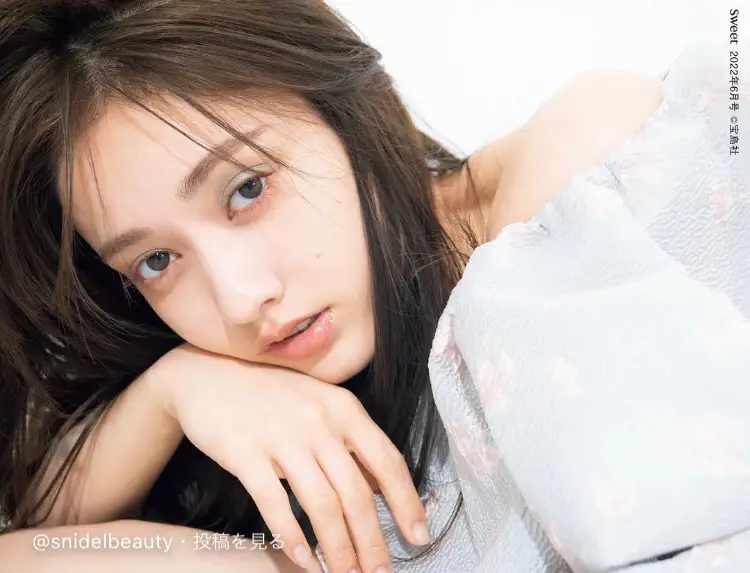 \美容系YouTuber南りほ©️🐰/紹介品！SNIDEL BEAUTY アイデザイナー08♡♡ | yumi🌷おすすめリスト𖤣𖥧𖥣が投稿したフォトブック | Lemon8