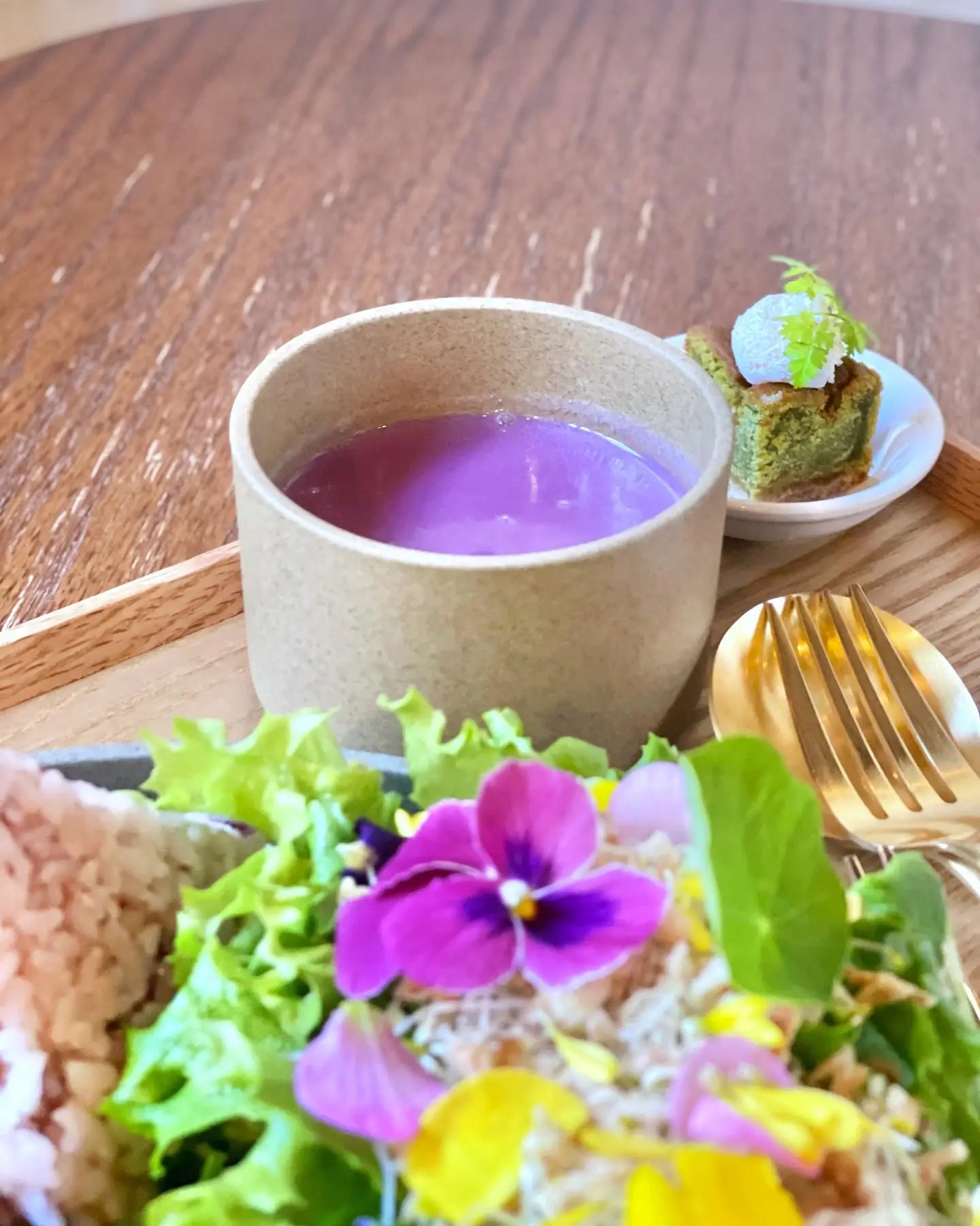 อาหารกลางวันมังสวิรัติที่มีสีสันและน่ารัก โอซาก้า🍽 | แกลเลอรีที่โพสต์ ...