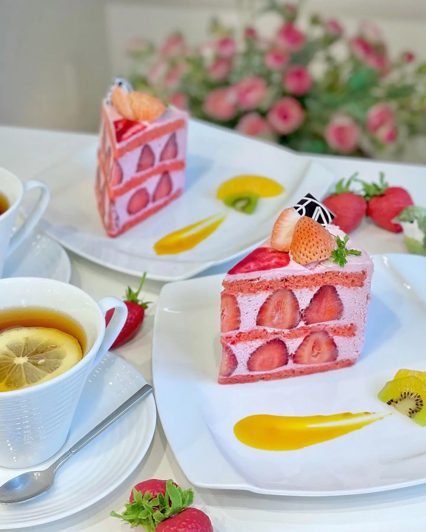 京都 萌え断💗ピンク過ぎるいちごのショートケーキ🍰 | AKANEが投稿したフォトブック | Lemon8