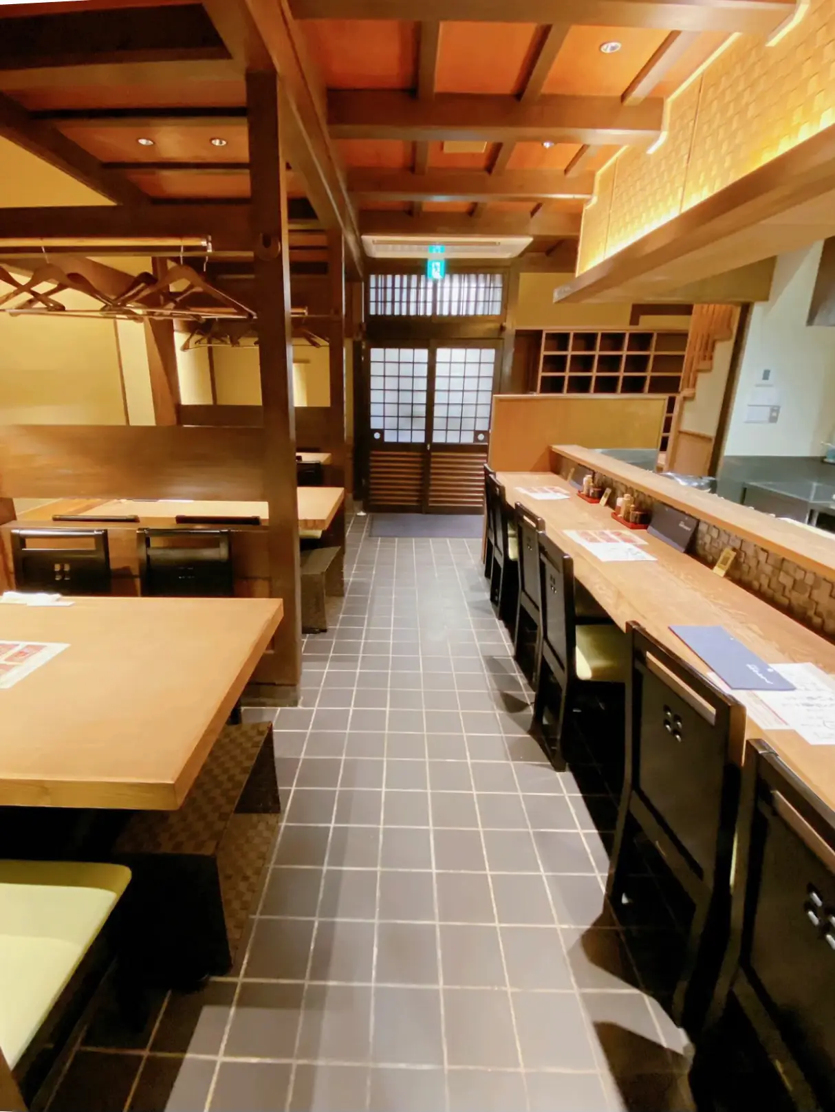 Grilled eel Hozenji Yamakazu (Namba, Osaka) A whole big eel🥢 | Gallery posted by fox.osaka 大阪グルメ ...