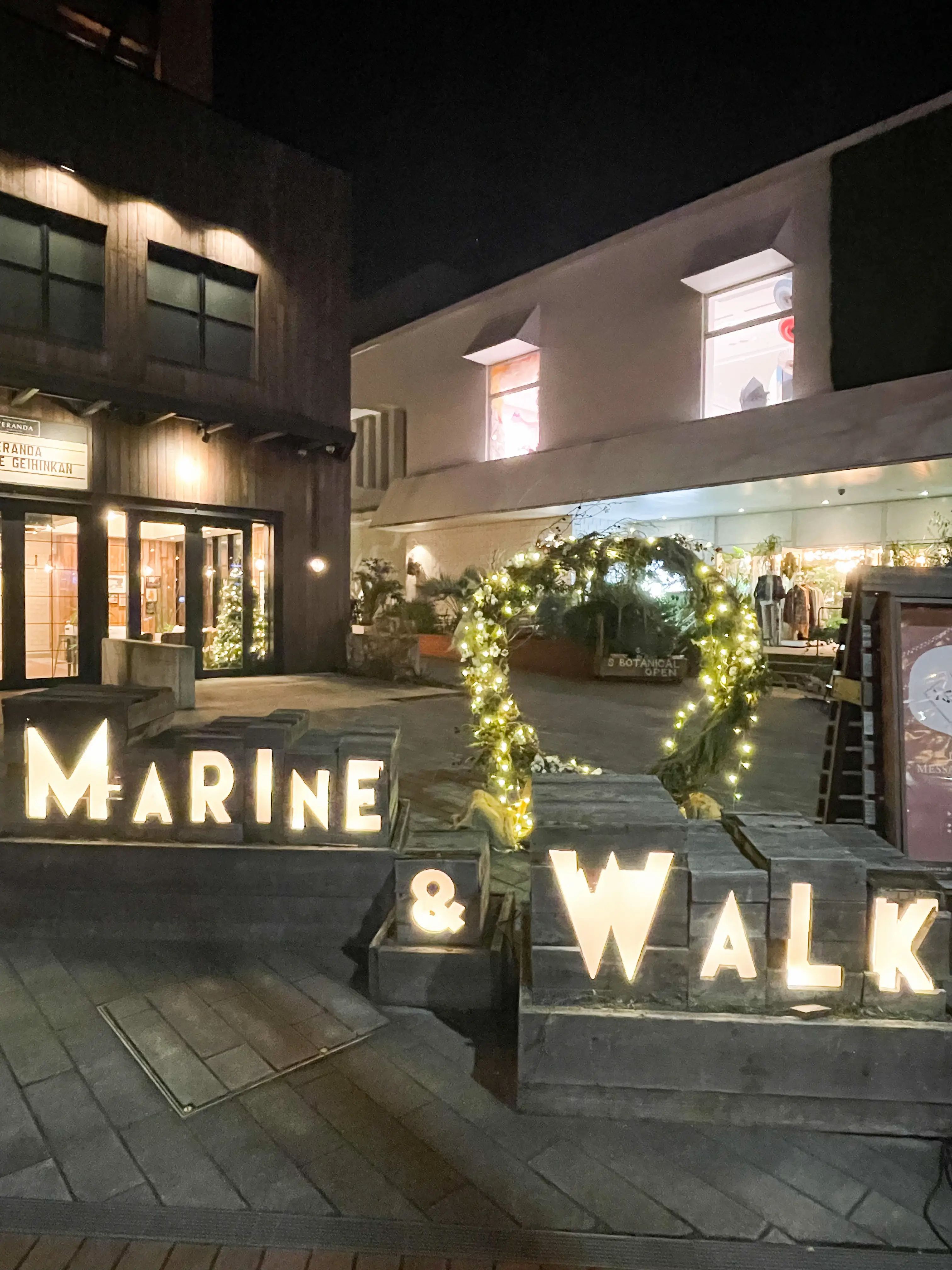 【MARINE & WALK YOKOHAMA】本当は秘密にしたい穴場スポット‼映えスポット満載♡ | なぎさ|東京発🚃子連れ旅が投稿したフォトブック | Lemon8