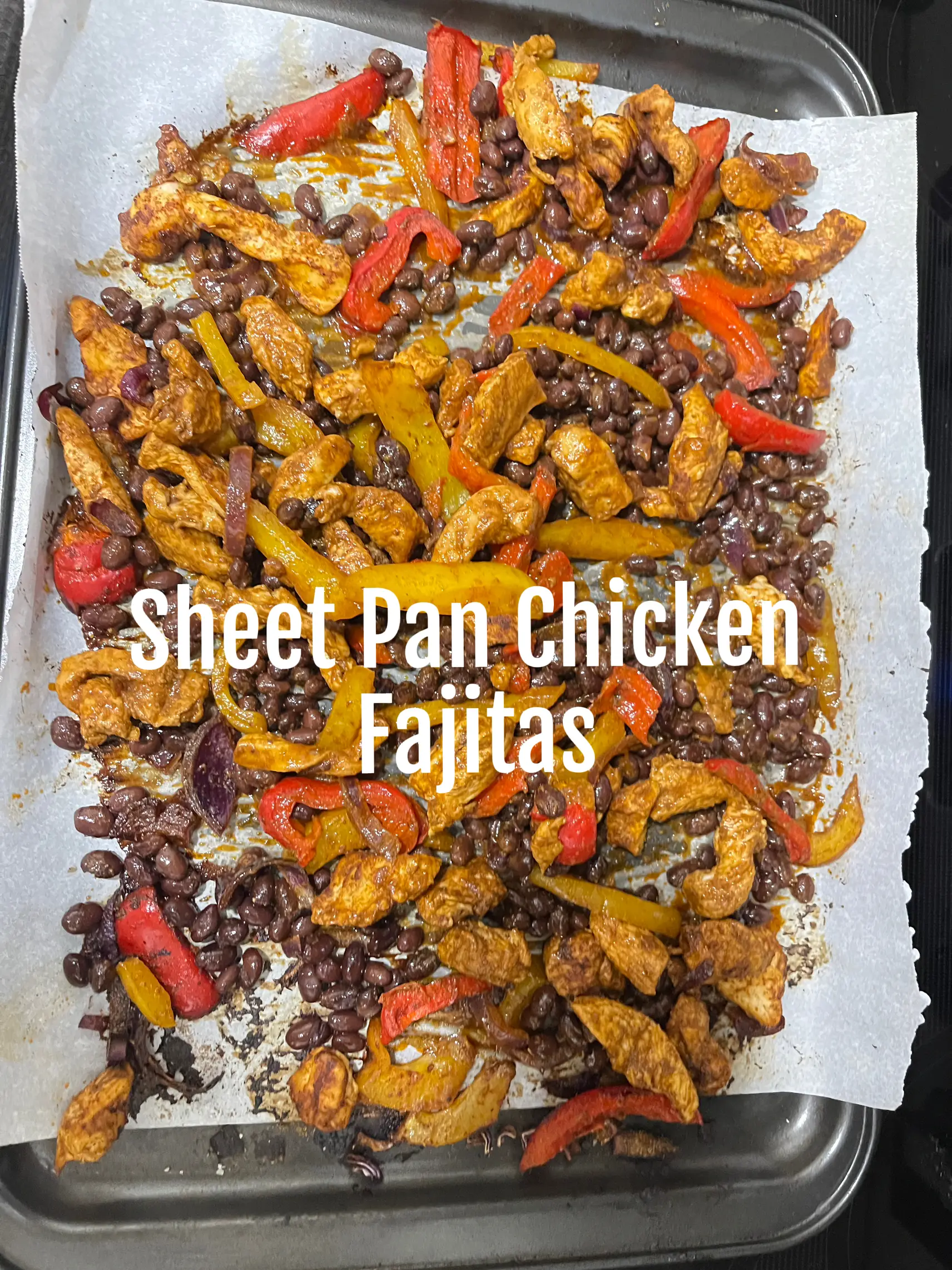 Sheet Pan Chicken Fajitas 🫑 | Gallery posted by Jackie Wren | Lemon8