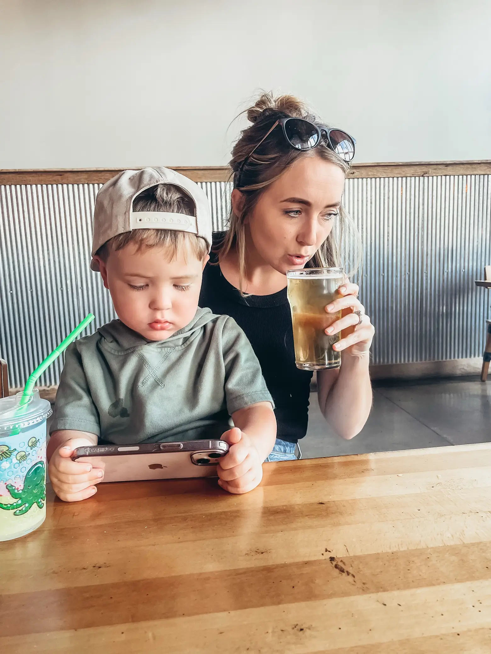 Where my mom friends at? | Gallery posted by Alyssa Duncan | Lemon8