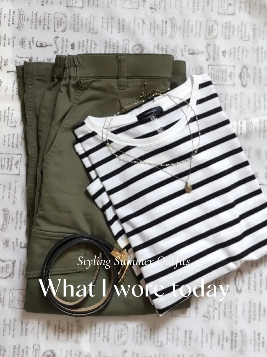 BORDER × CARGO SKIRT | Gallery posted by ニカイロ＊コーデ記録 | Lemon8