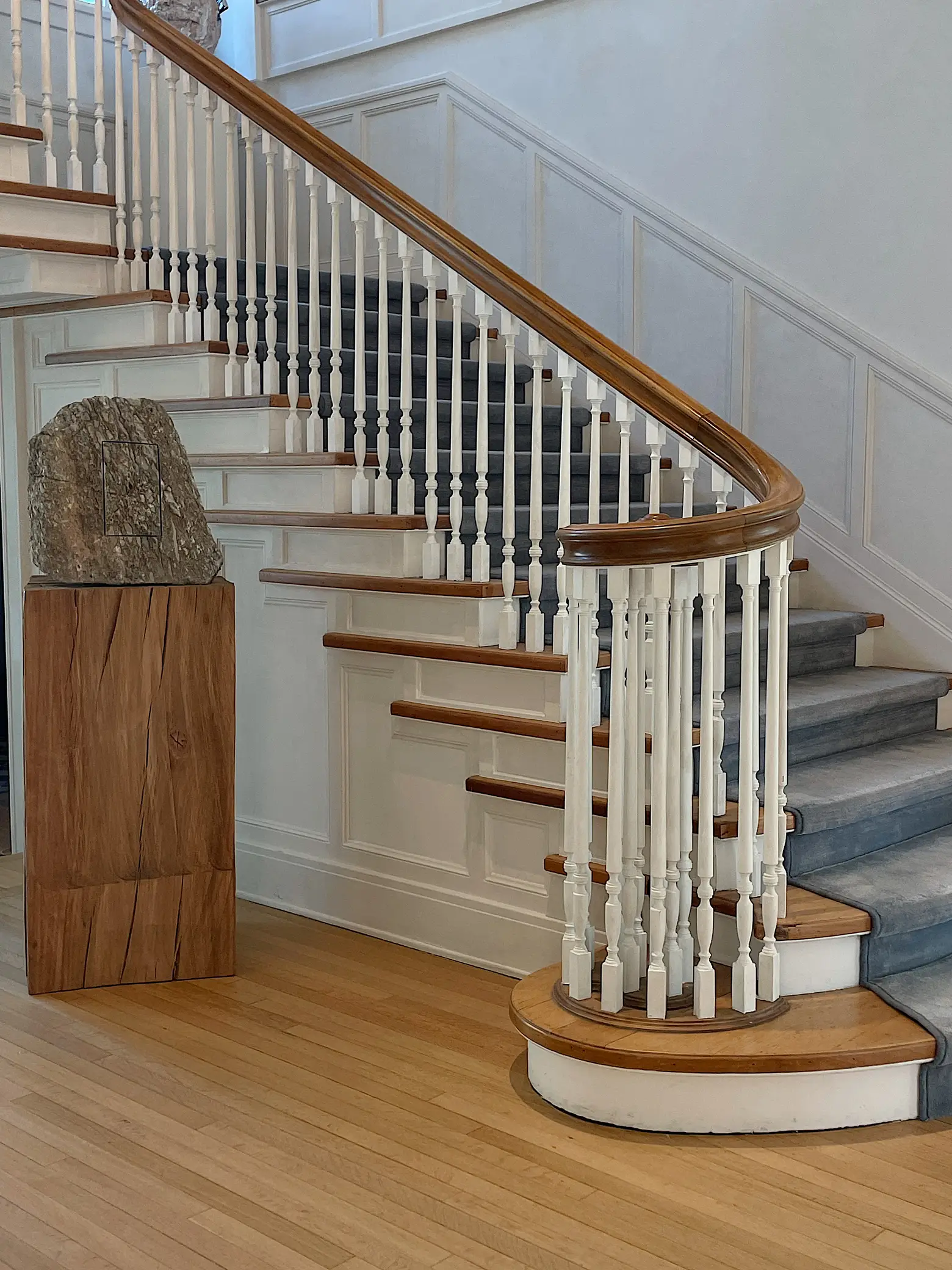 friday field trip — | Gallery posted by Elyse Goyen | Lemon8