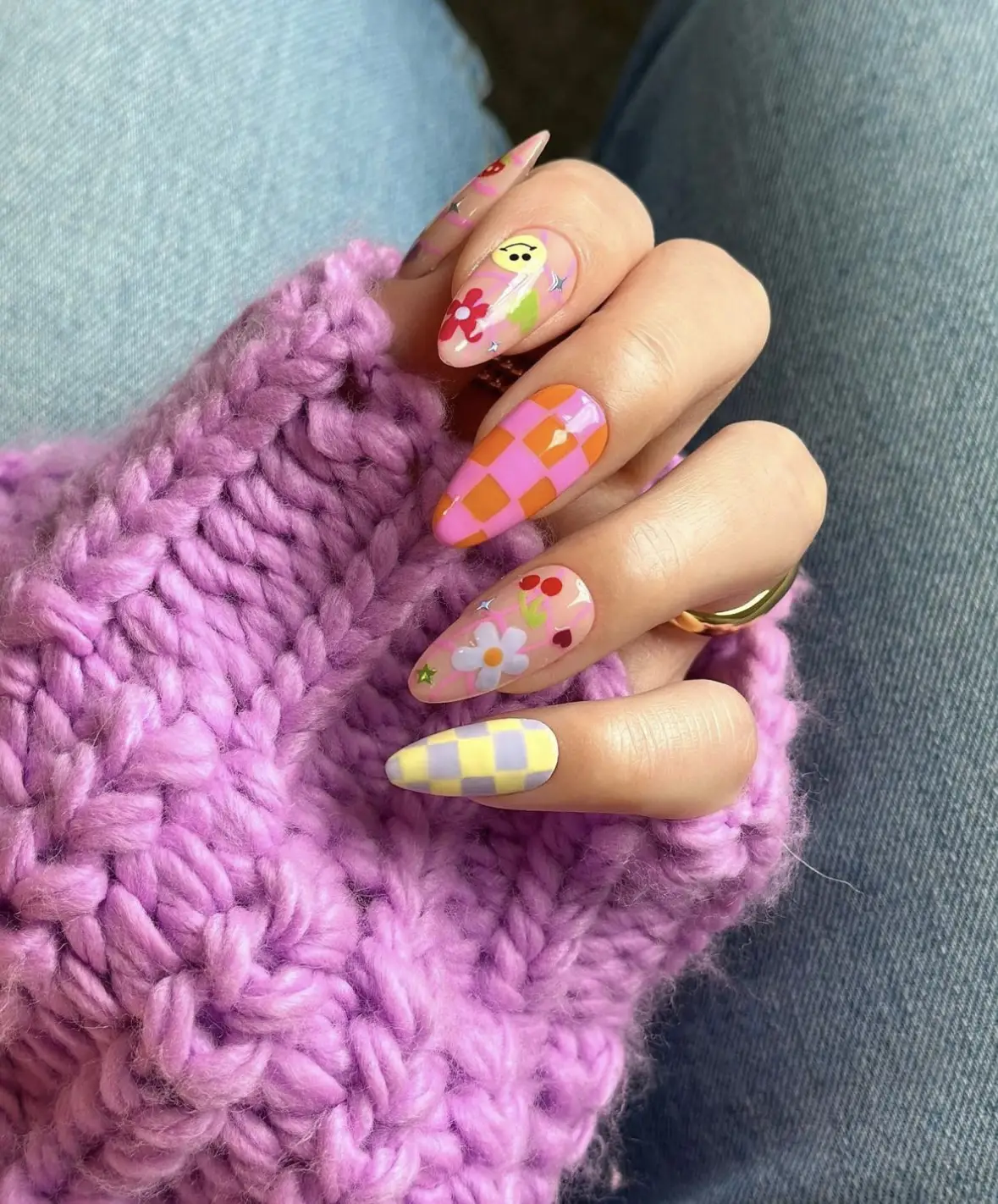 Spring Nails Inspo Summer Nail art ideas 💅🏻🍋🫶🏻 | แกลเลอรีที่โพสต์โดย ...