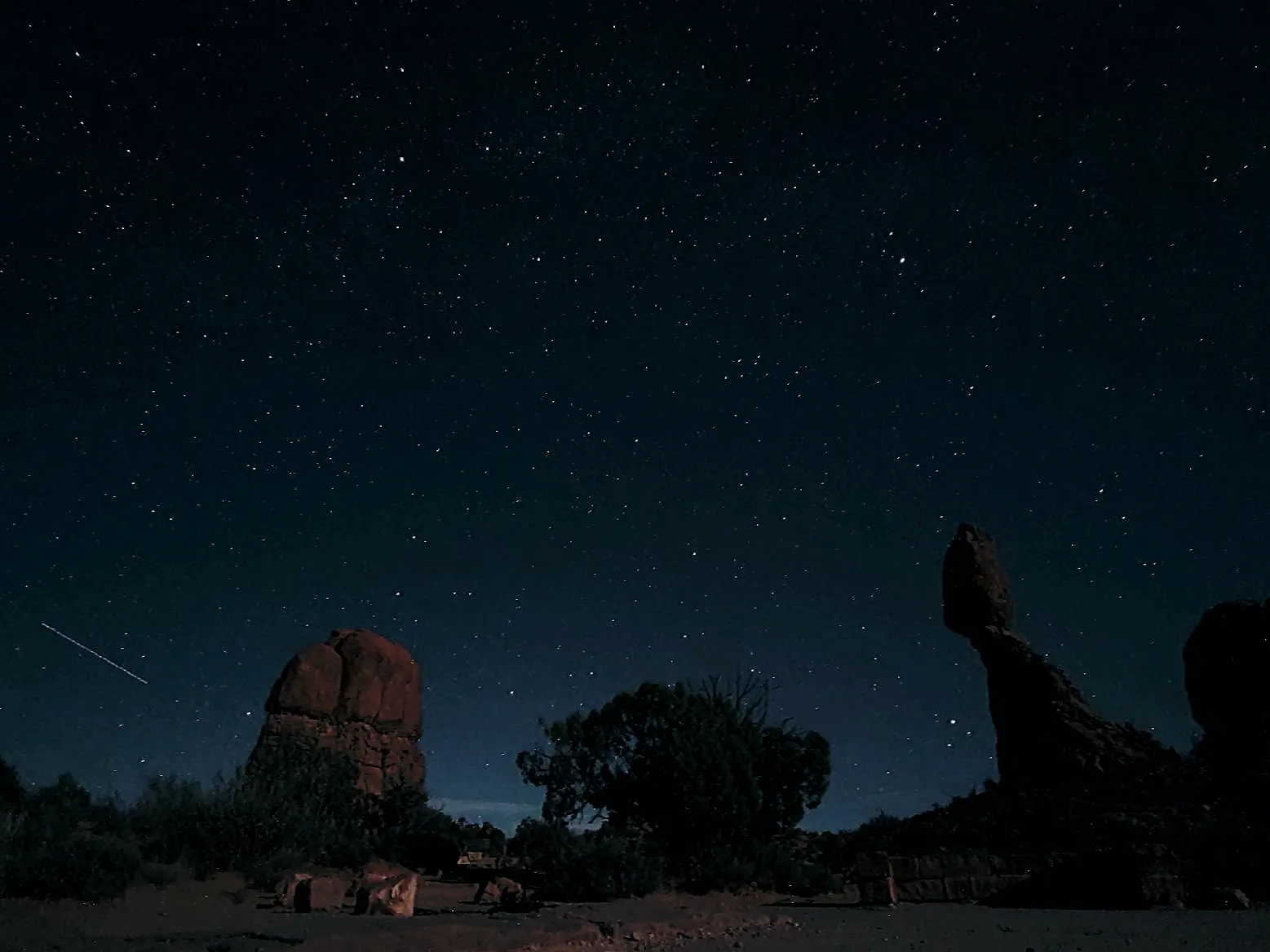Moab | Dark Sky Experienxe | Gallery posted by Jay M | Lemon8