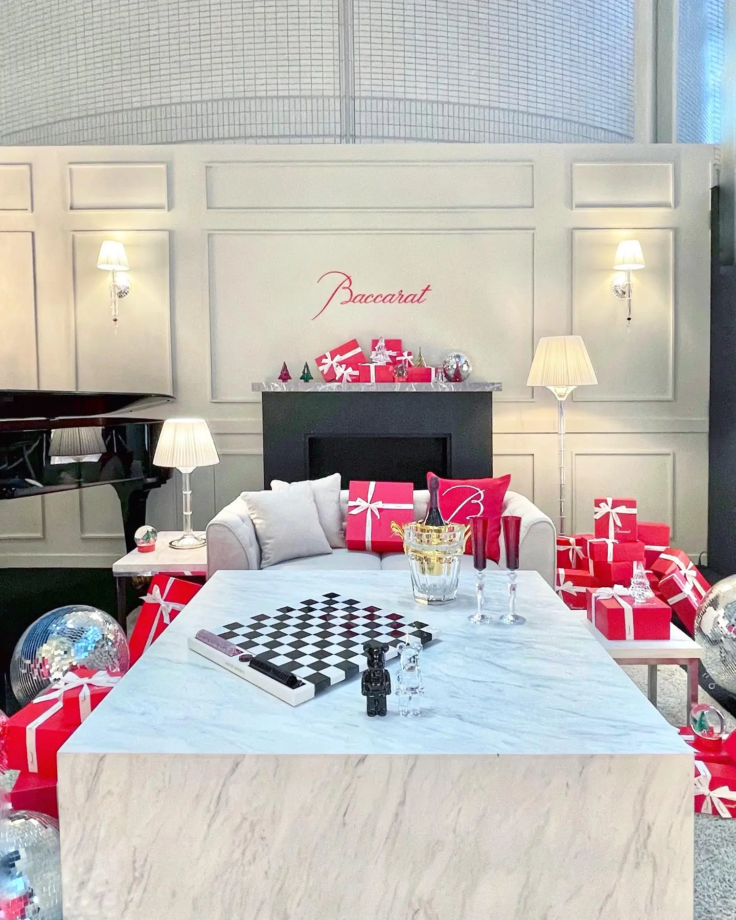 大阪 バカラとコラボしたクリスマス🎄💎 | AKANEが投稿したフォトブック | Lemon8