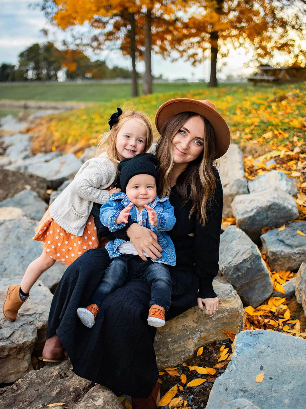 Let’s connect & be friends! | แกลเลอรีที่โพสต์โดย Alyssa Duncan | Lemon8