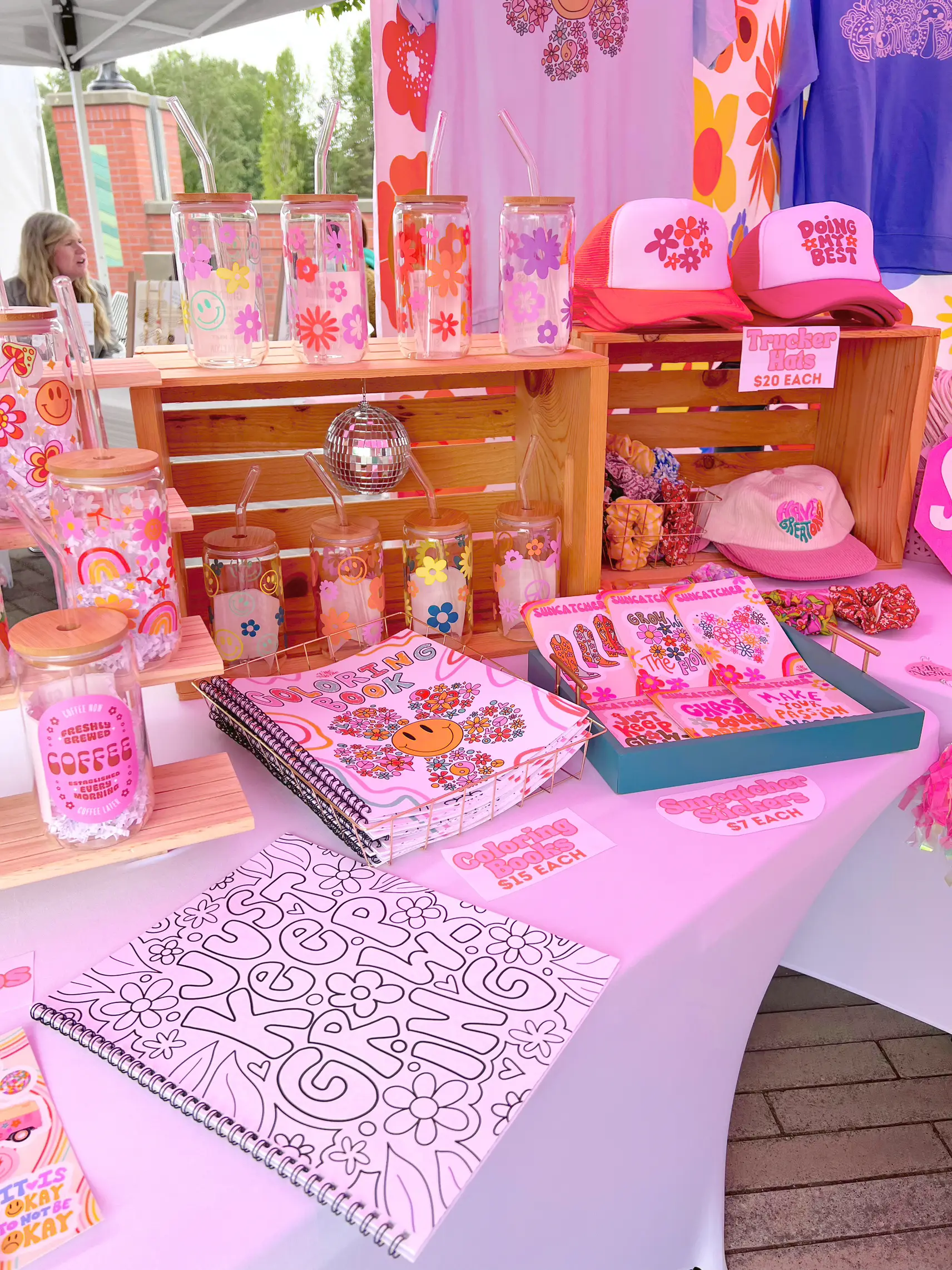 Some vendor booth inspo for ya!!🤩💗🌈🌸 | Gallery posted by Ellē Nicole ...