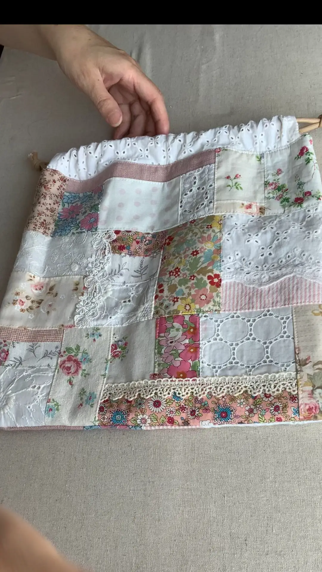 パッチワークの巾着バック | Ayumiの投稿動画 | Lemon8