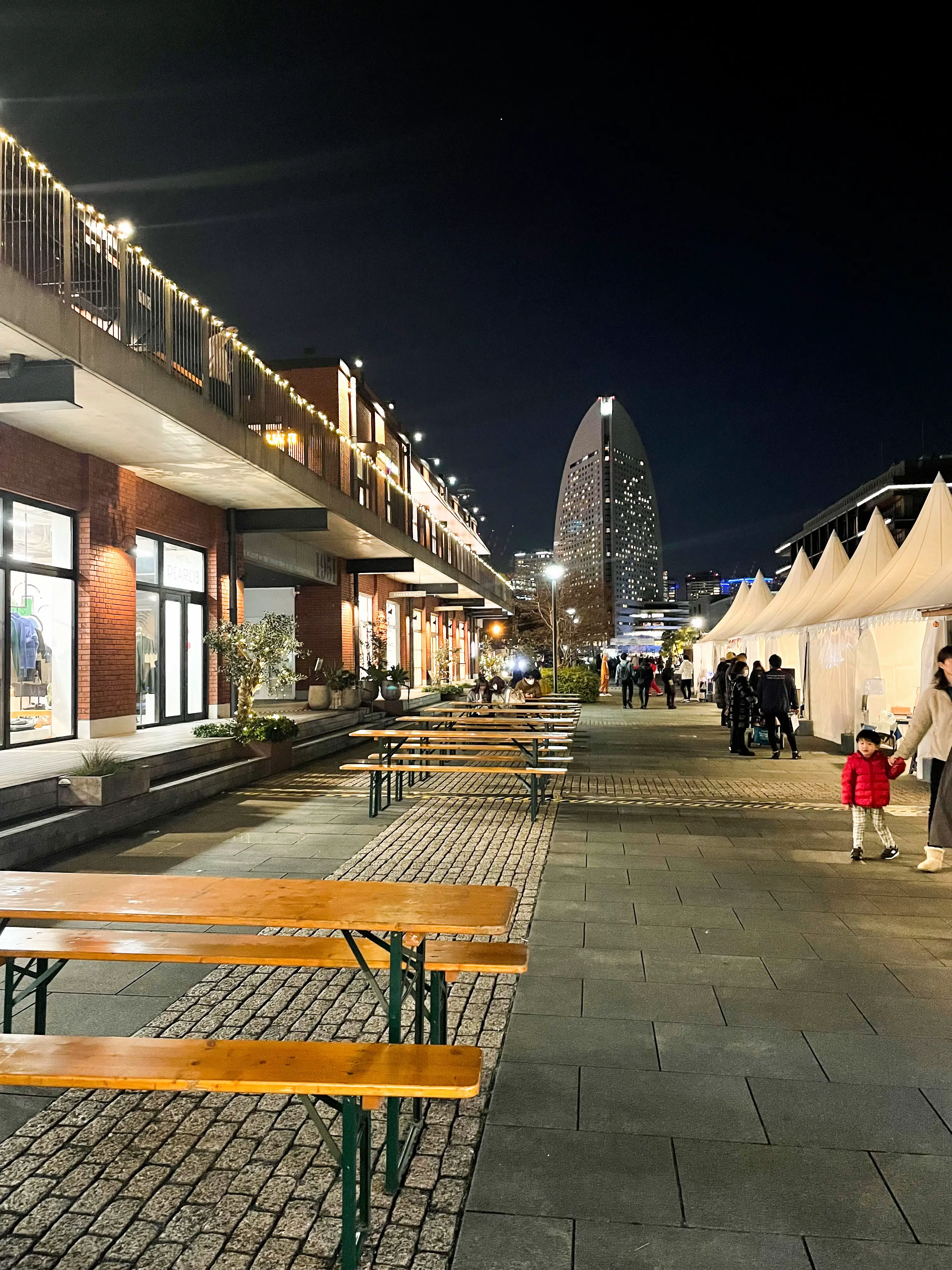 【MARINE & WALK YOKOHAMA】本当は秘密にしたい穴場スポット‼映えスポット満載♡ | なぎさ|東京発🚃子連れ旅が投稿したフォトブック | Lemon8