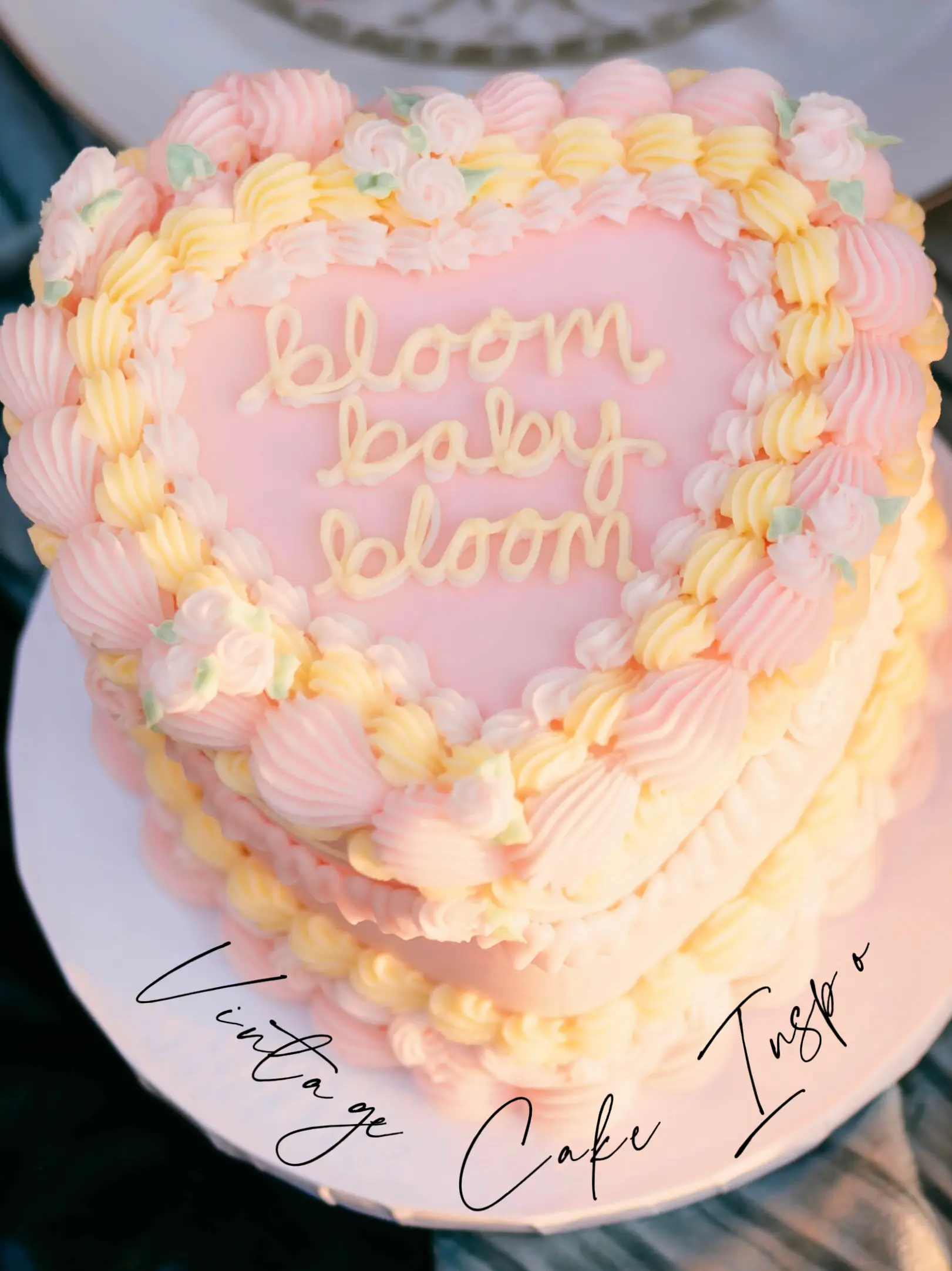 Vintage Cake Inspo 🍰 | Gallery posted by Superbloom | Lemon8