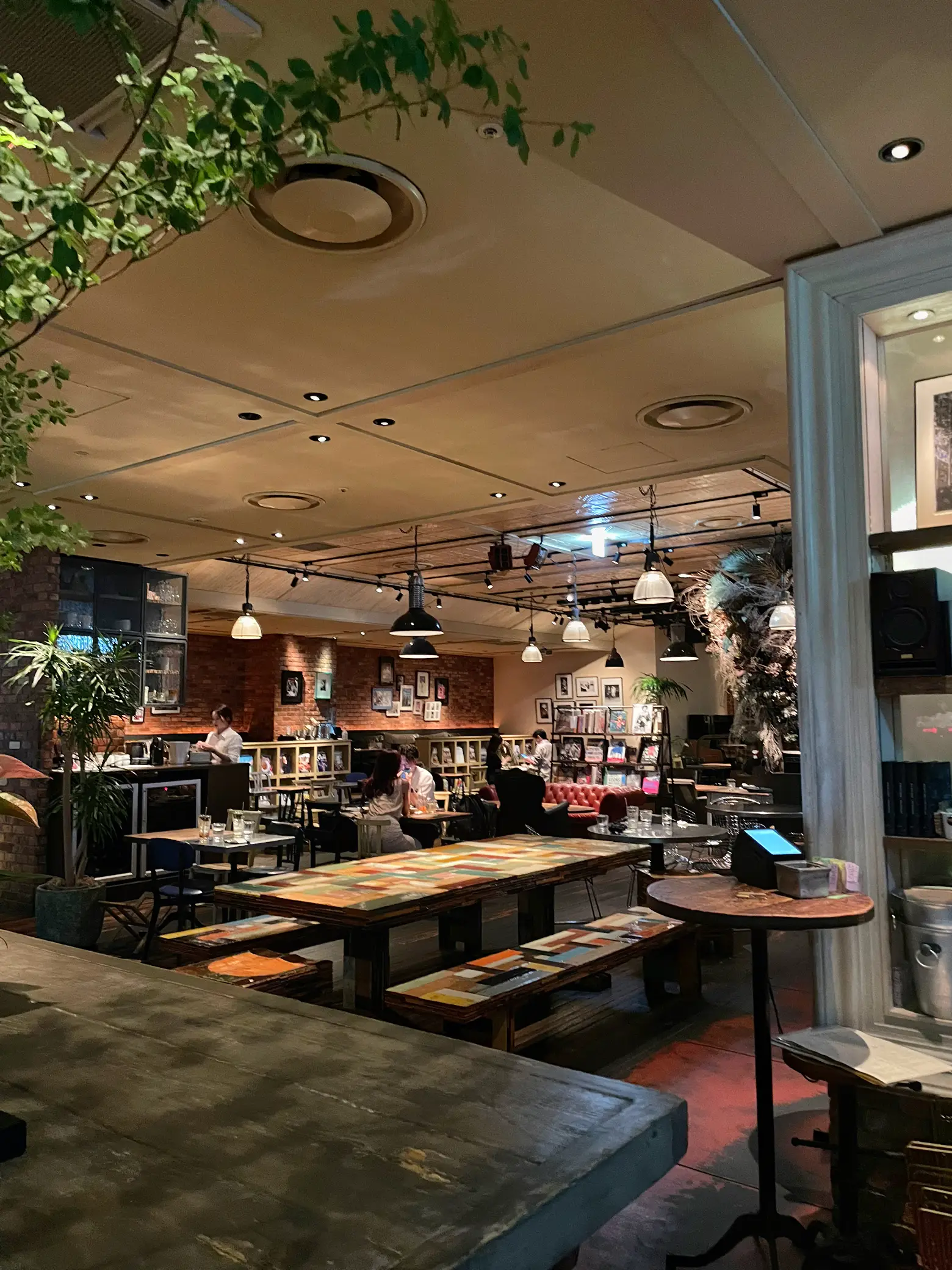 【新宿】オシャレな時間を過ごしたい方に Brooklyn Parlor | Noona_cafeが投稿したフォトブック | Lemon8