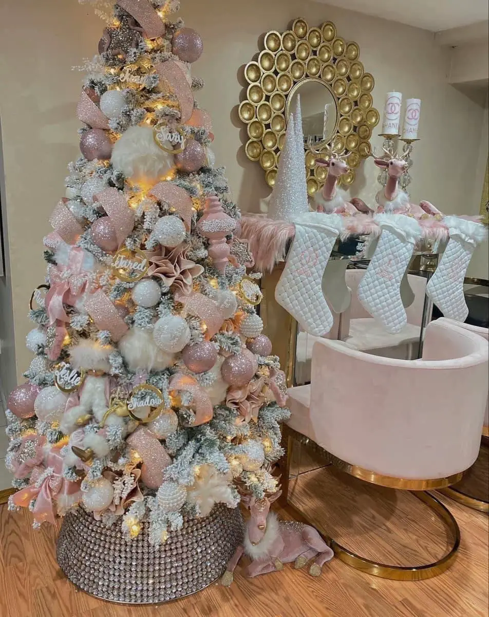 Pink Christmas tree ideas!!! 🎄💐 | Gallery posted by Goddess K | Lemon8