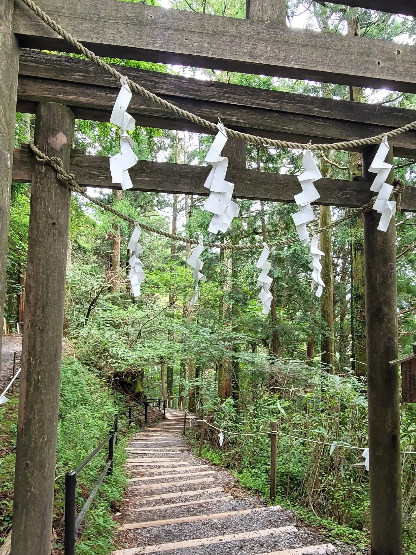 【三重・奈良】お盆旅行 奈良 玉置神社⛩️ R5.8/14 | ももが投稿したフォトブック | Lemon8
