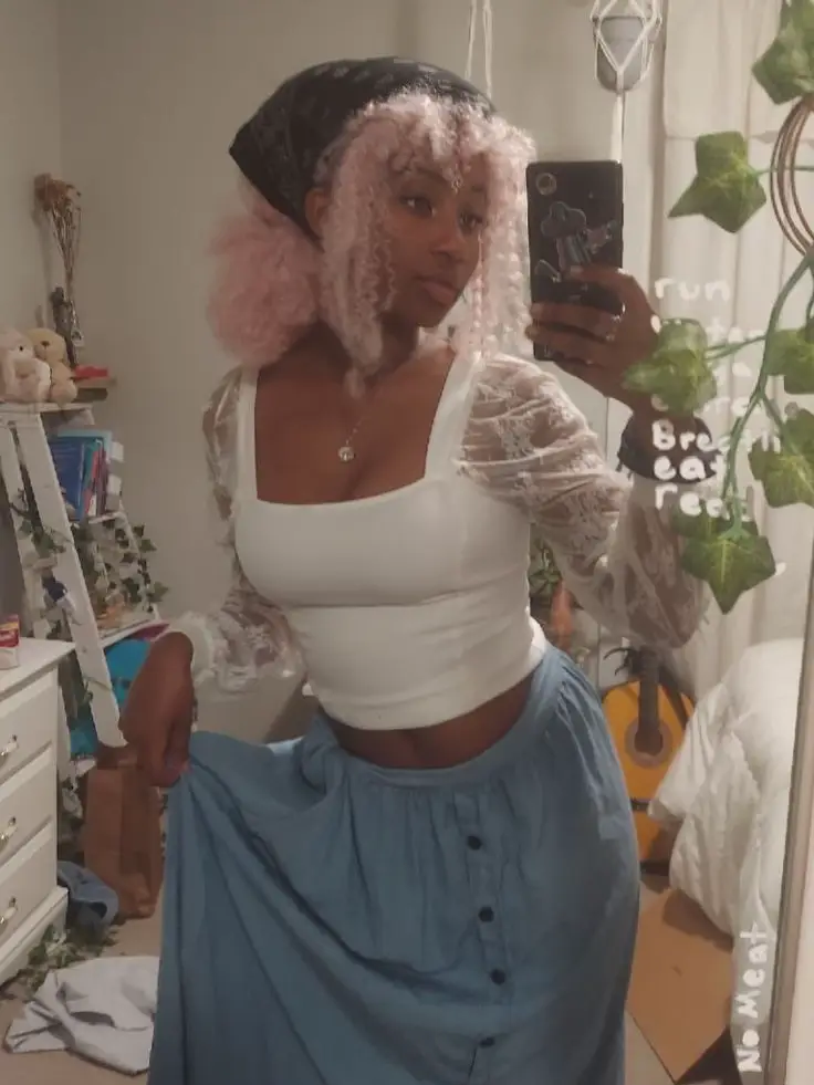 WANNA SERVE CÜNT THIS FALL ?? 🍁🍁 | Gallery posted by willow | Lemon8