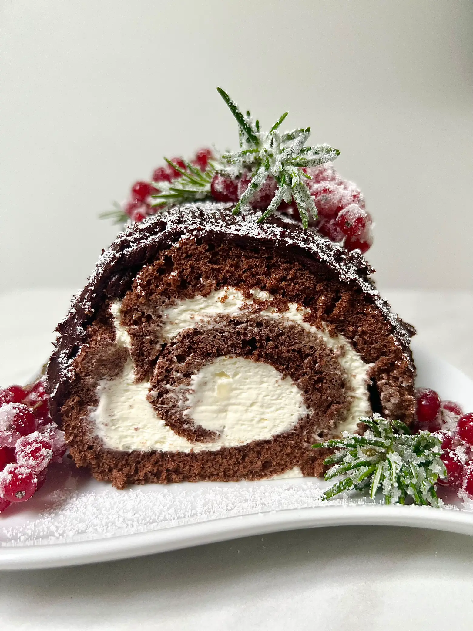 Yule Log Cake 🍫🍰 | Gallery posted by Sikfan Kitchen | Lemon8