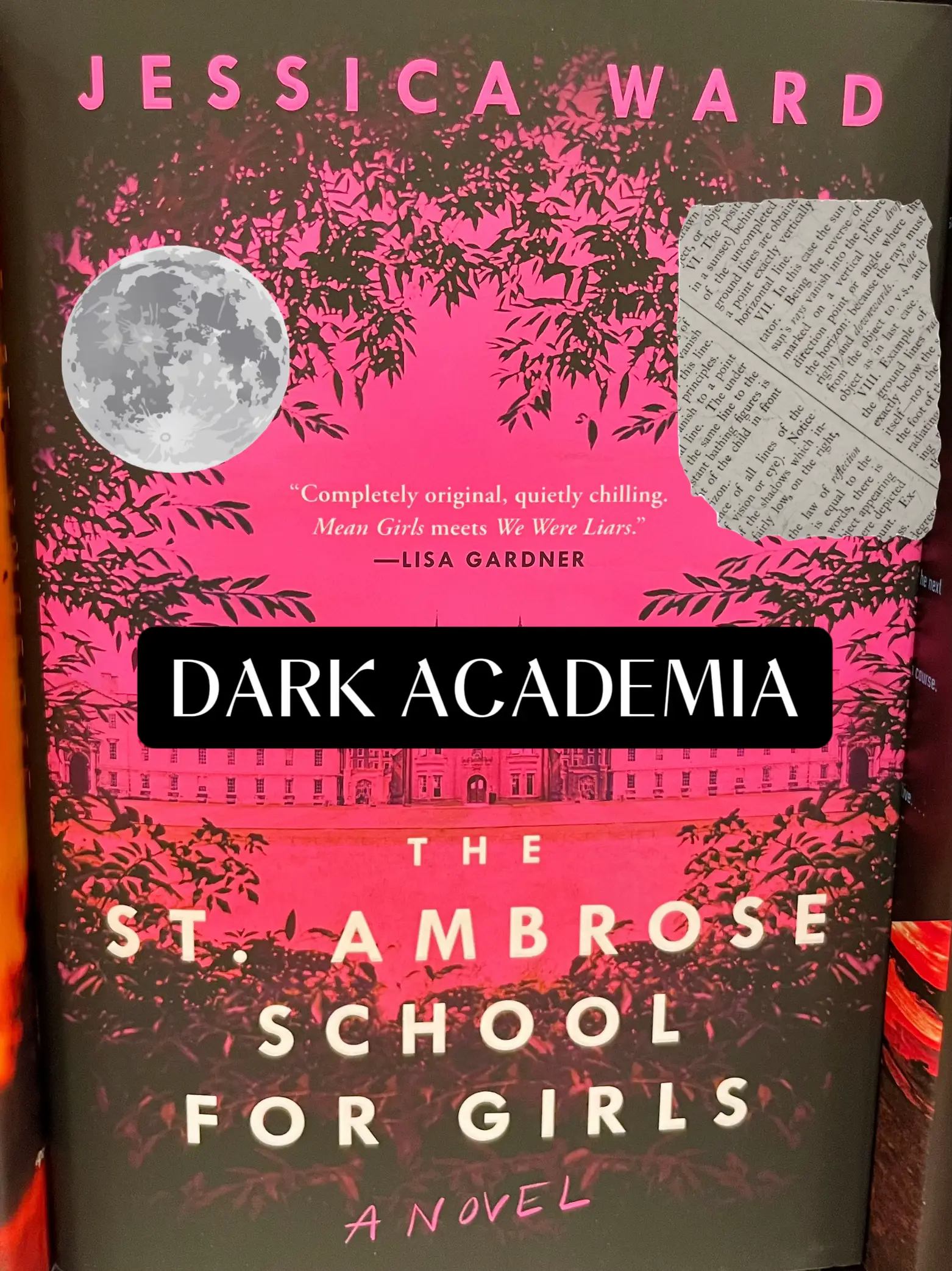 Dark Academia | แกลเลอรีที่โพสต์โดย Jill P. | Lemon8