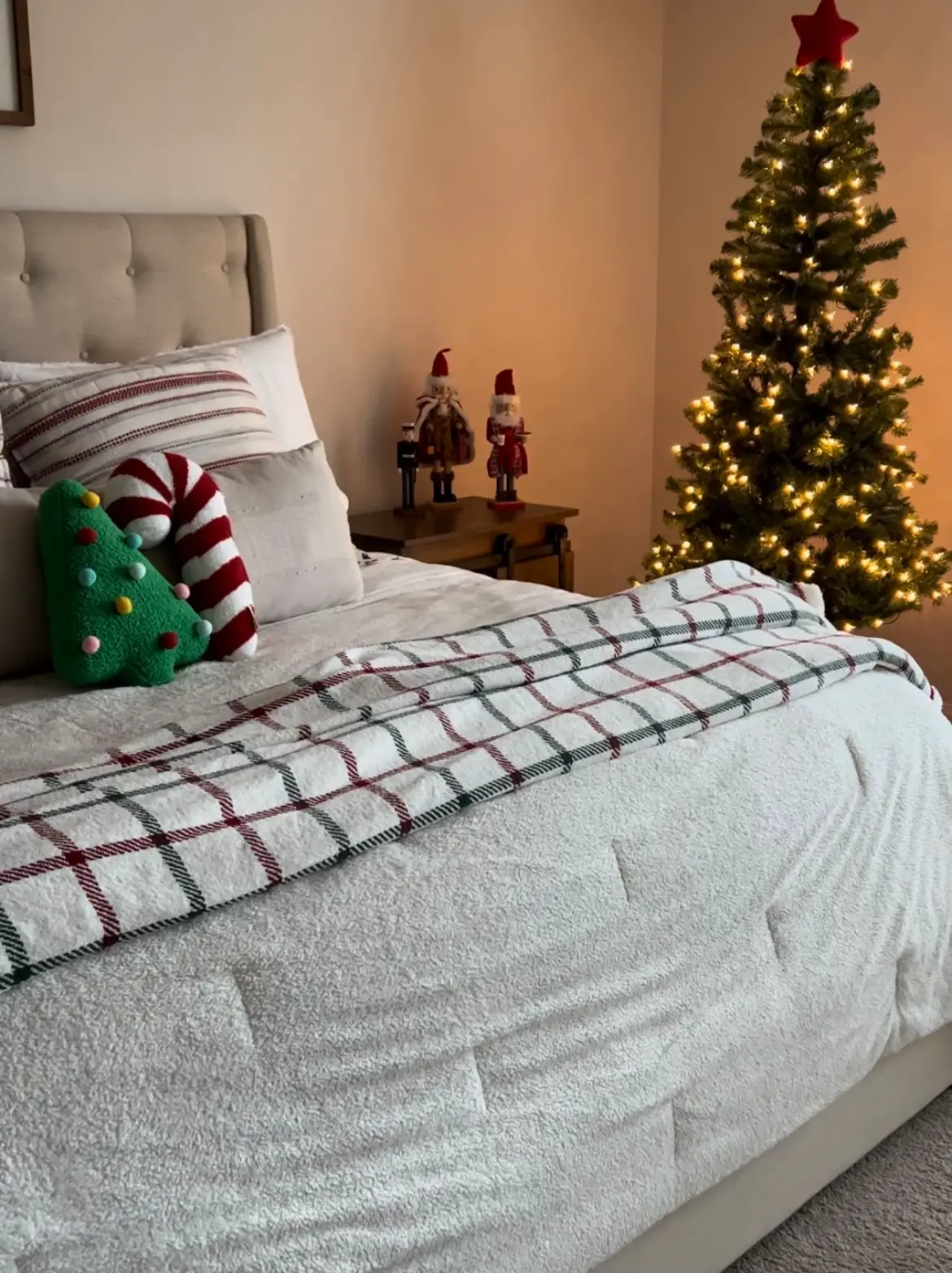 Tis’ the season | Gallery posted by Everyday_tina | Lemon8