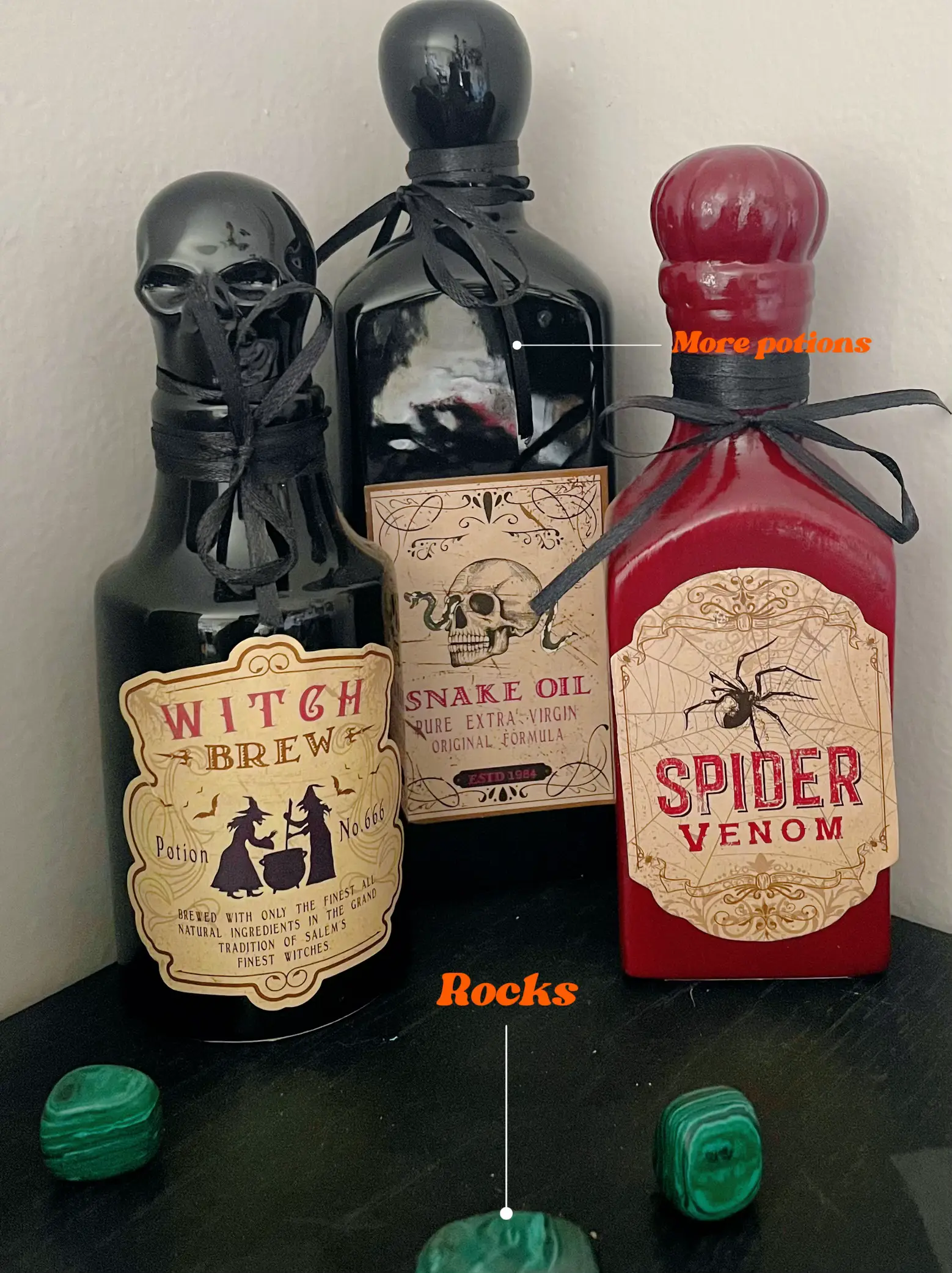 Halloween decor bedroom 🎃 | Gallery posted by LeeAnn | Lemon8