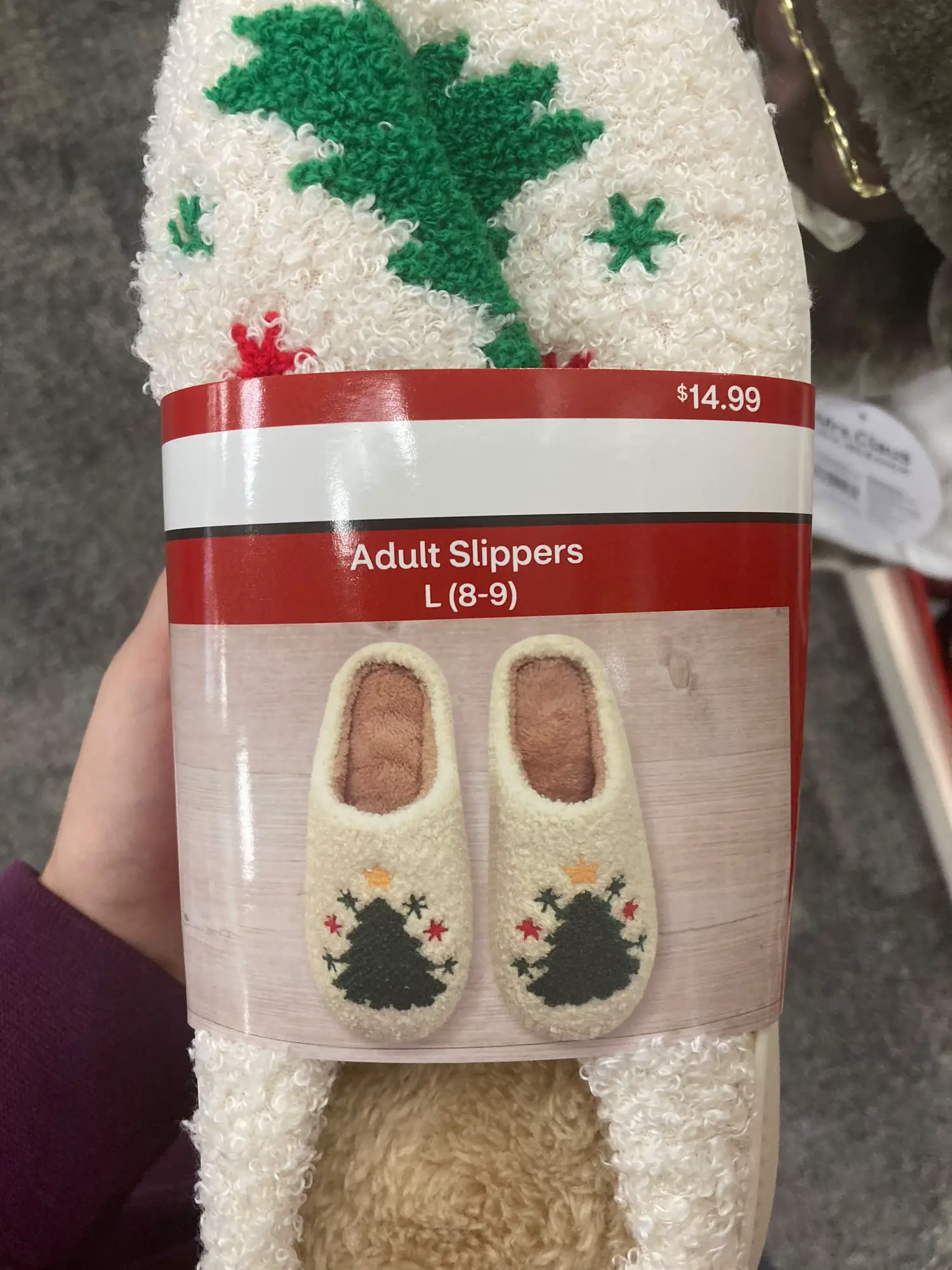 “It Girl” slippers I found at CVS | Gallery posted by destinyawaitsu | Lemon8