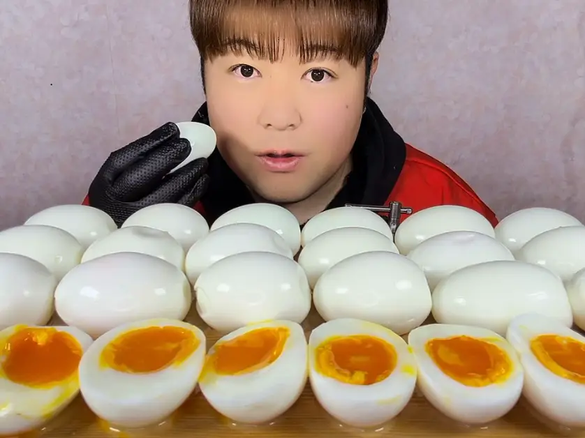 ASMR ゆで卵🥚Boiled egg🥚【咀嚼音/Mukbang/Eating Sounds】 | KABU ASMRの投稿動画 | Lemon8