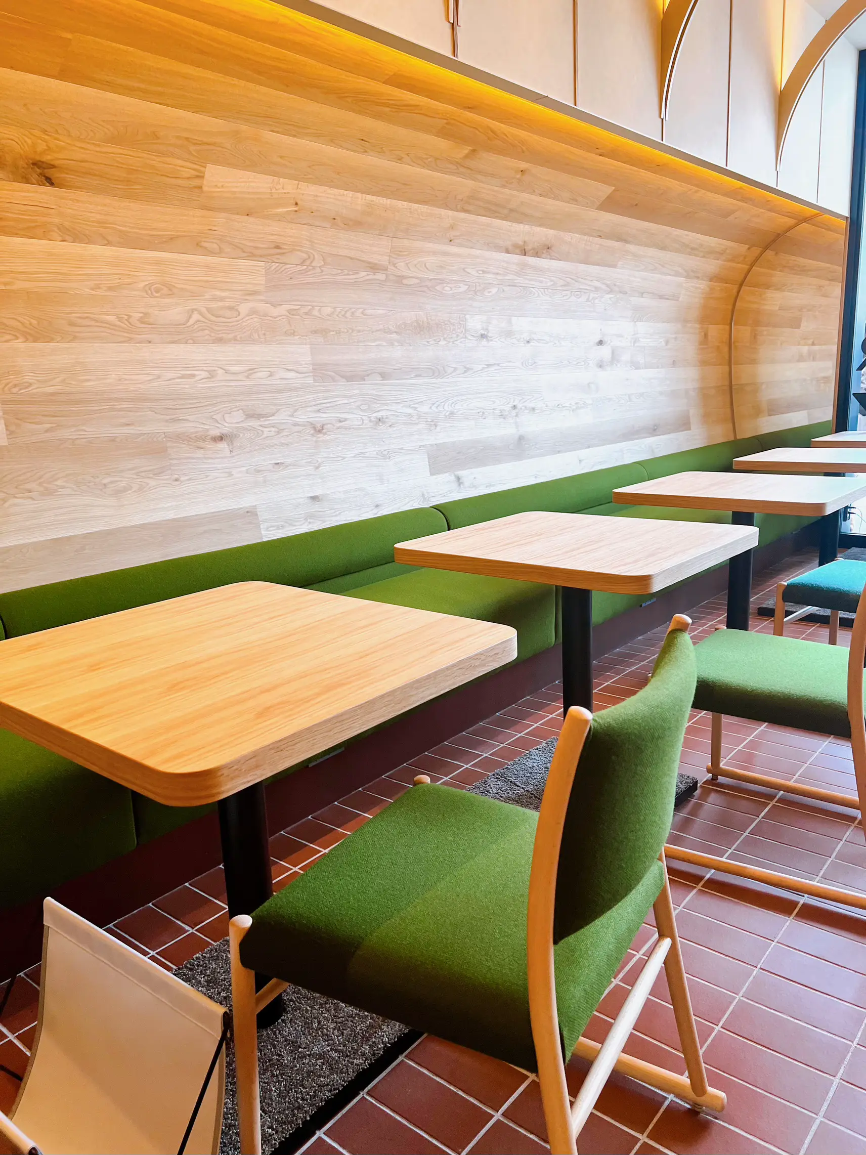 青森市 『Cafe&BAR 2WAY』 | umihiro_aomoriが投稿したフォトブック | Lemon8