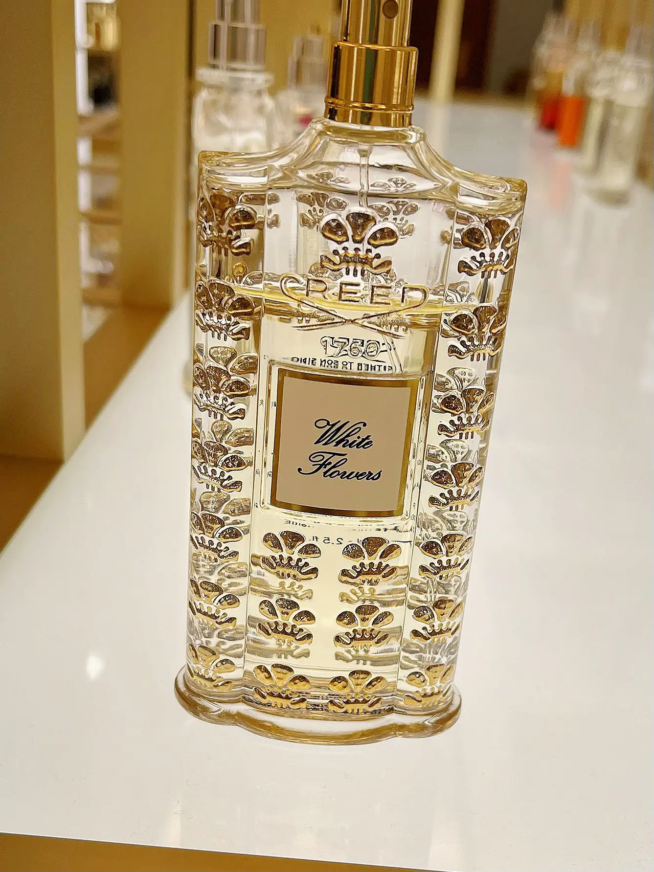 Creed White Flowers 🎀 | Gallery posted by Cassie Ventura | Lemon8