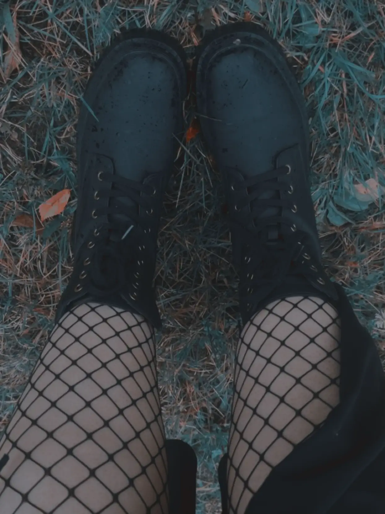 Spooky Babe 🖤 | Gallery posted by Alyssa Jean | Lemon8