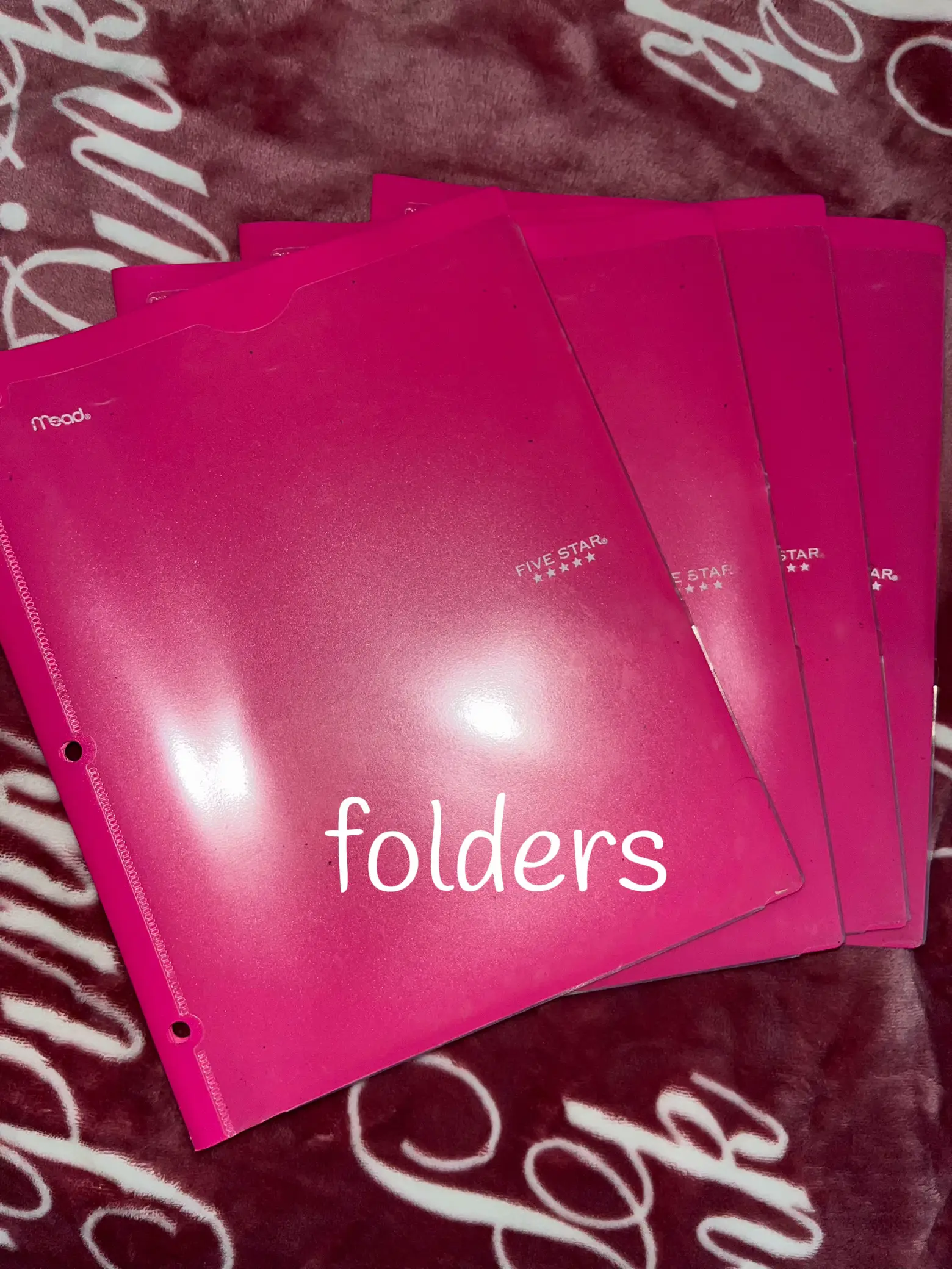 what’s in my tote bag for school | Gallery posted by yonna 🎀 | Lemon8