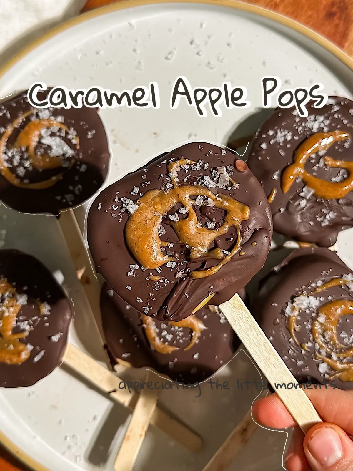 Healthy caramel apple pops | Gallery posted by Avocado_skillet | Lemon8