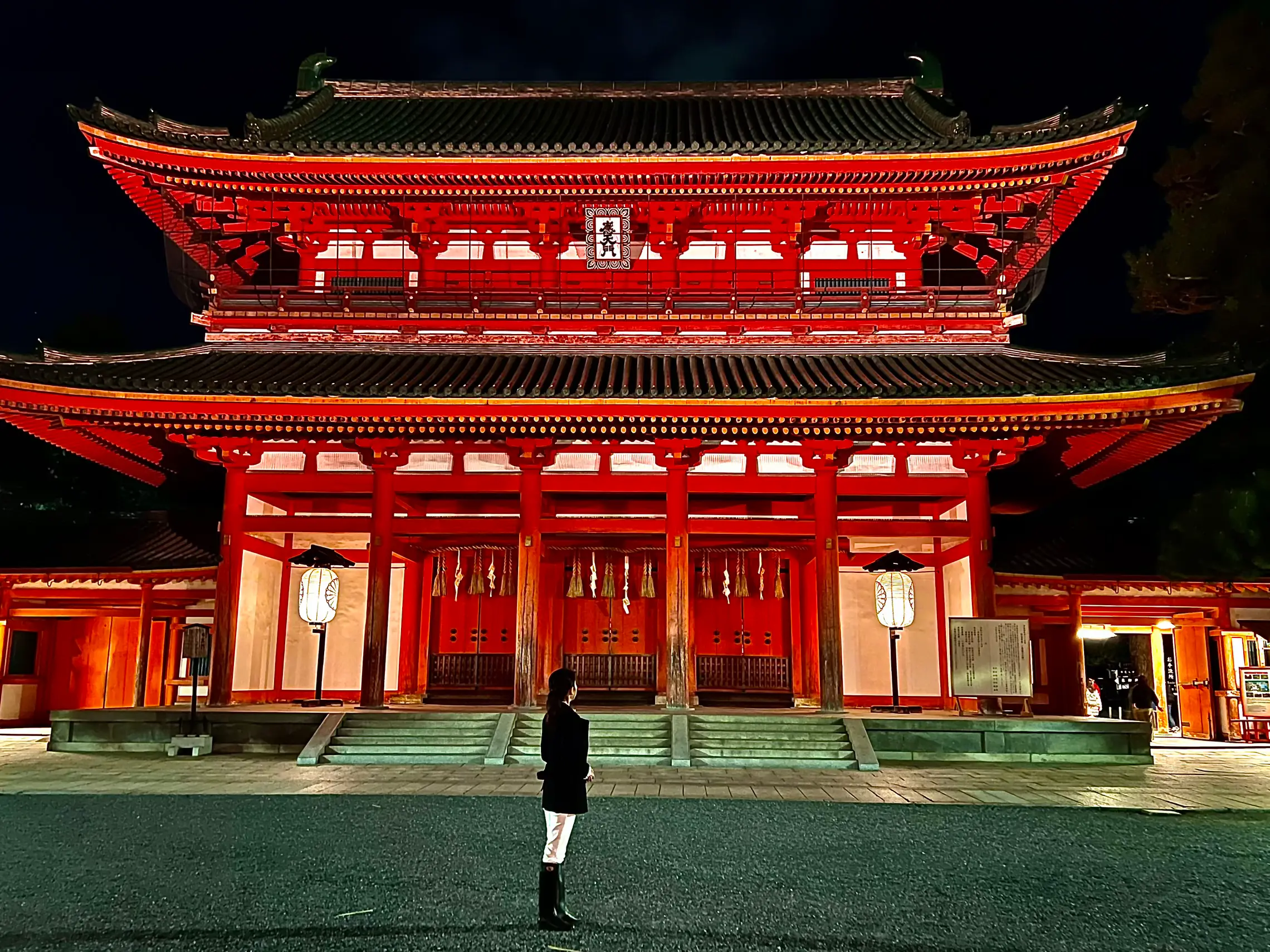 京都競馬場プレゼンツ 平安神宮奉納ライトアップ | kyoto_kenが投稿したフォトブック | Lemon8