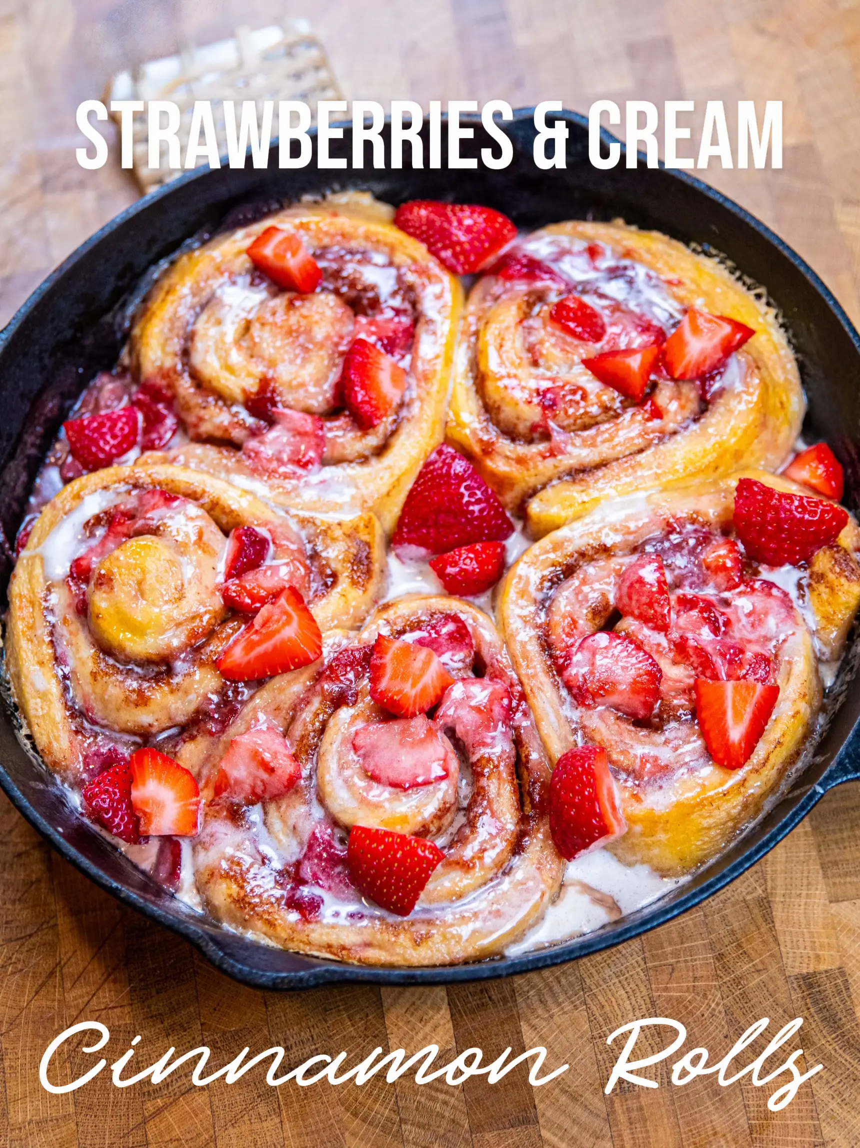 Let’s make Strawberries & Cream Cinnamon Rolls! 🍓🍰 | Video published by ...