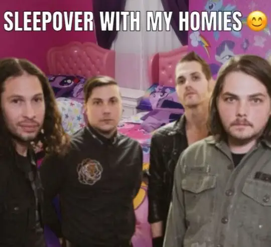 Silly MCR pics :3>>>> | Gallery posted by 🦴 KATRINA 🦴 | Lemon8