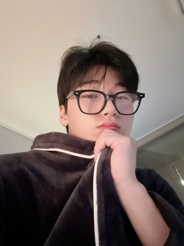 pop posted a contribution, go | Gallery posted by lua | Lemon8