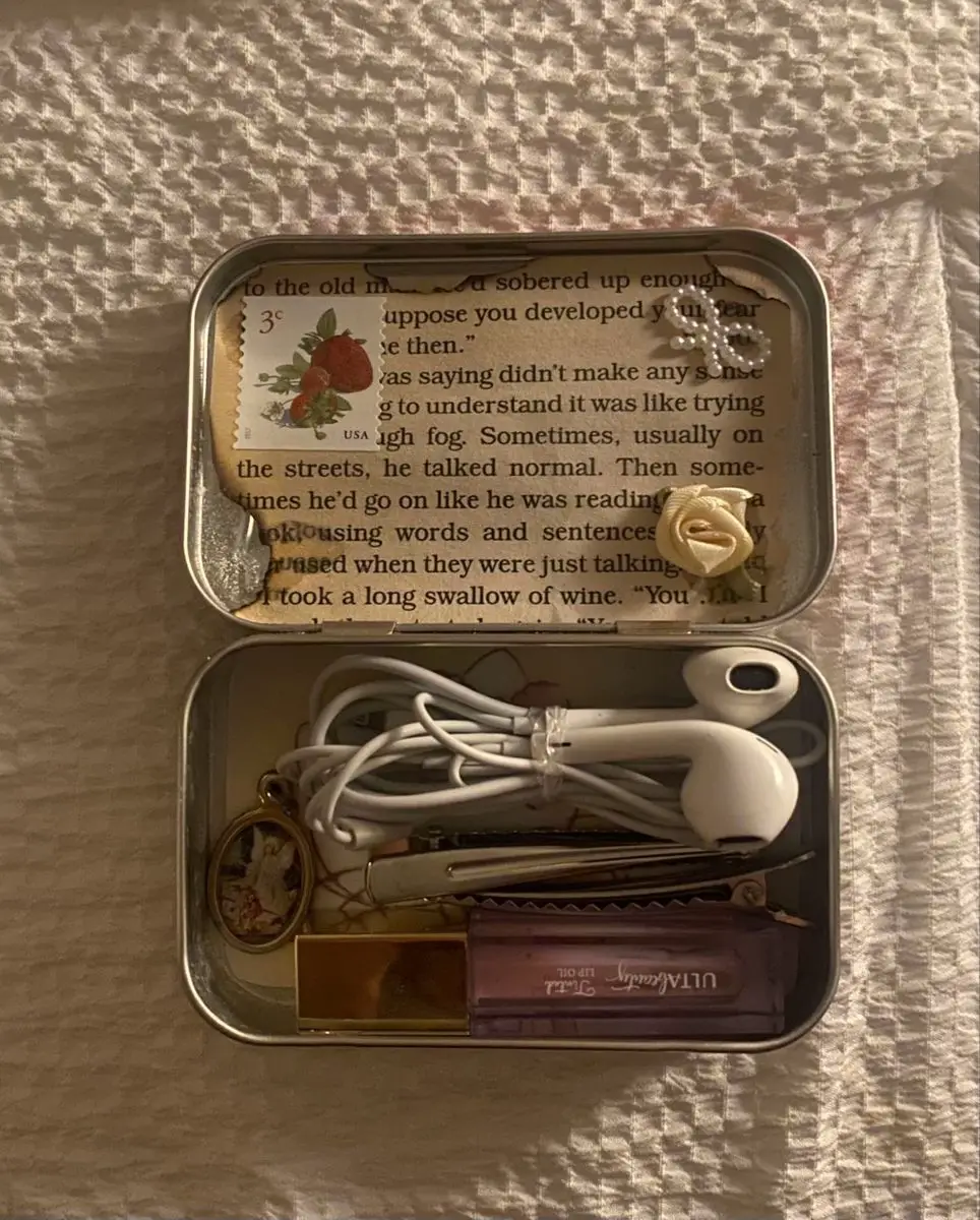 altoids wallets | Gallery posted by Faith〰️🧸🍪🎧〰️ | Lemon8