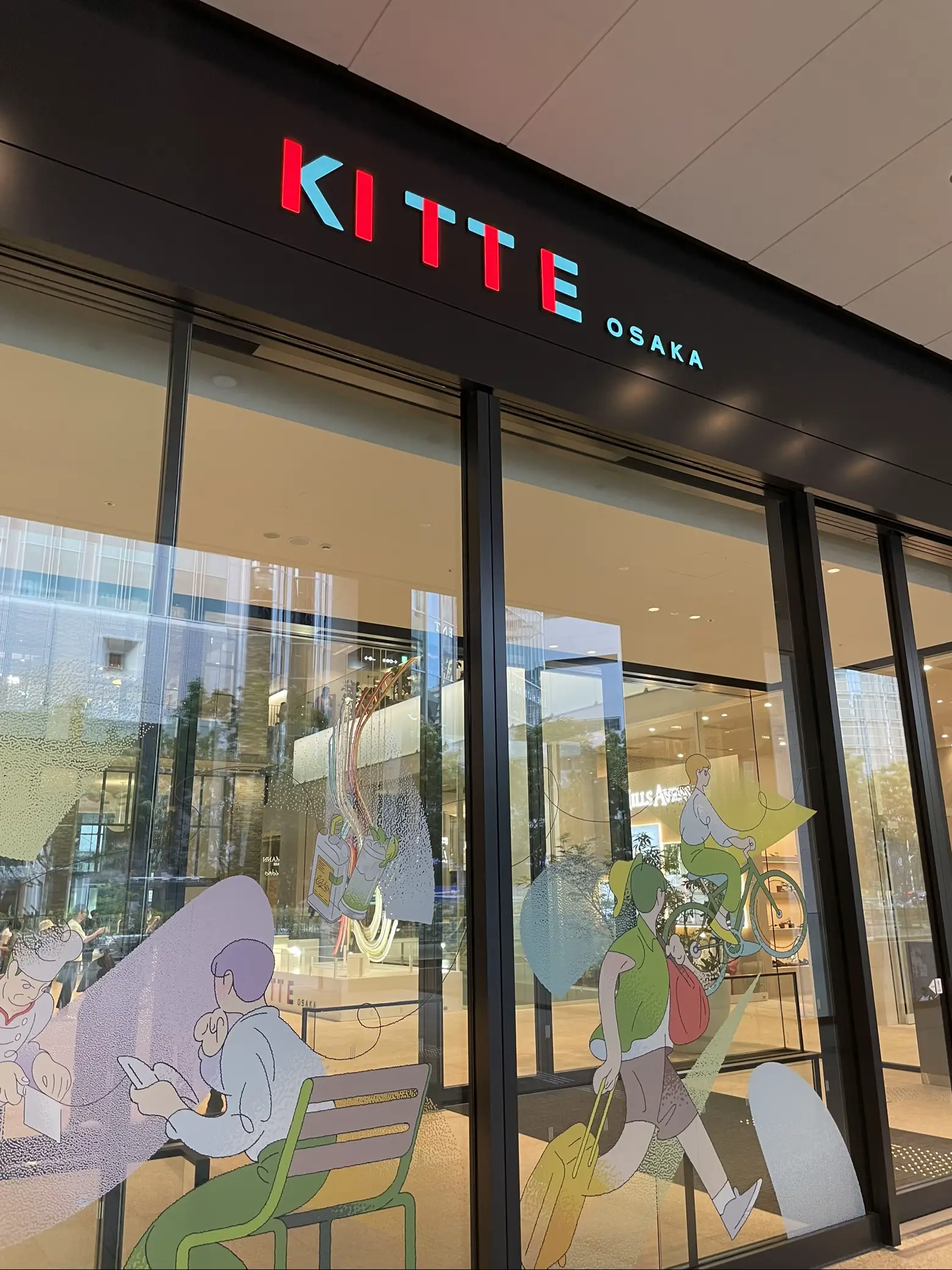 2024.7.31オープン 梅田KITTEに行ってきたよ😊 | TOMOKOが投稿したフォトブック | Lemon8