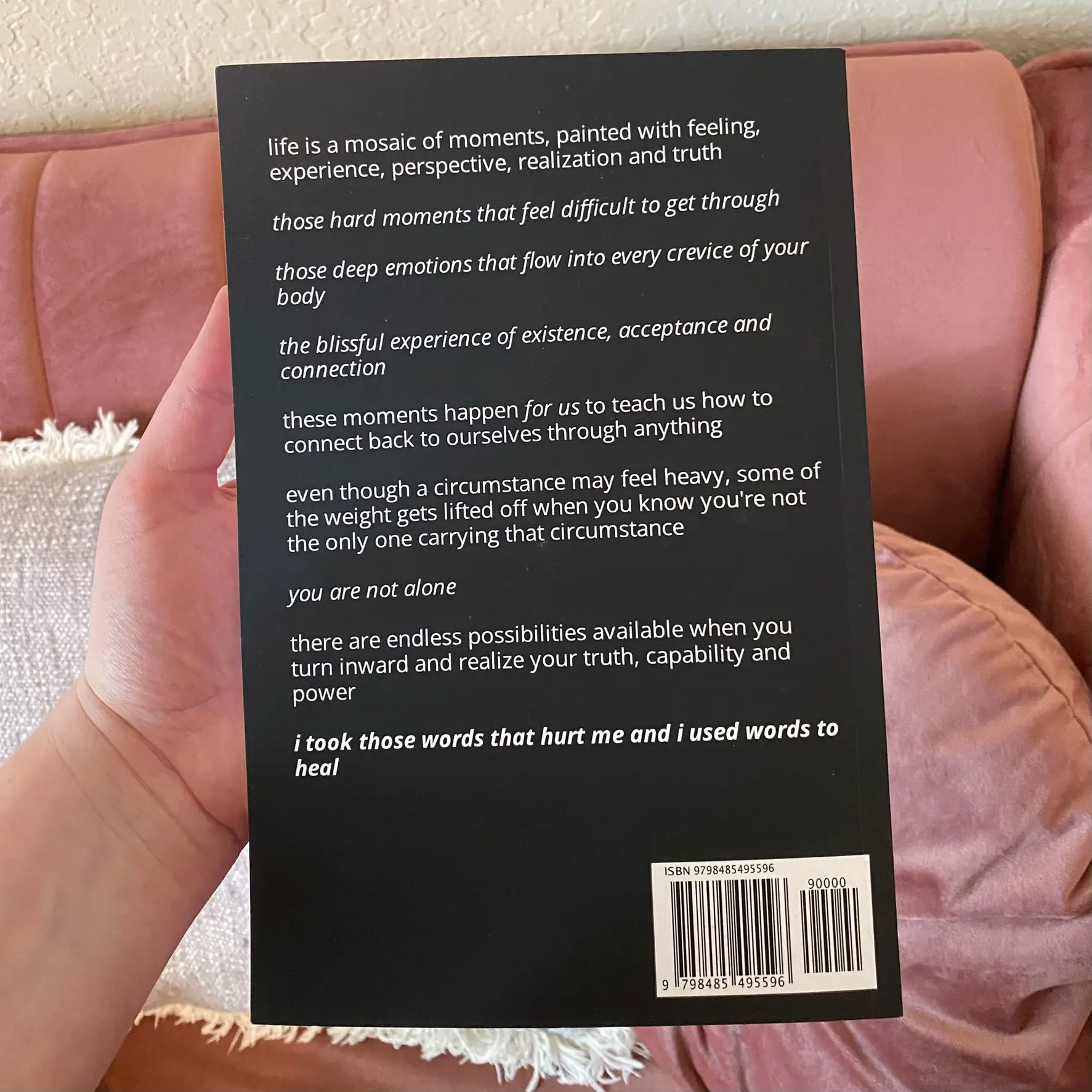 I self published a poetry book! | แกลเลอรีที่โพสต์โดย Tori | Lemon8