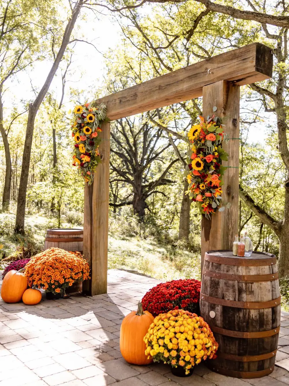🤍Wedding Altar Inspo (fall vibes)🍁 | Gallery posted by 𝒯𝒶𝓎𝓁𝑜𝓇 🍁 | Lemon8