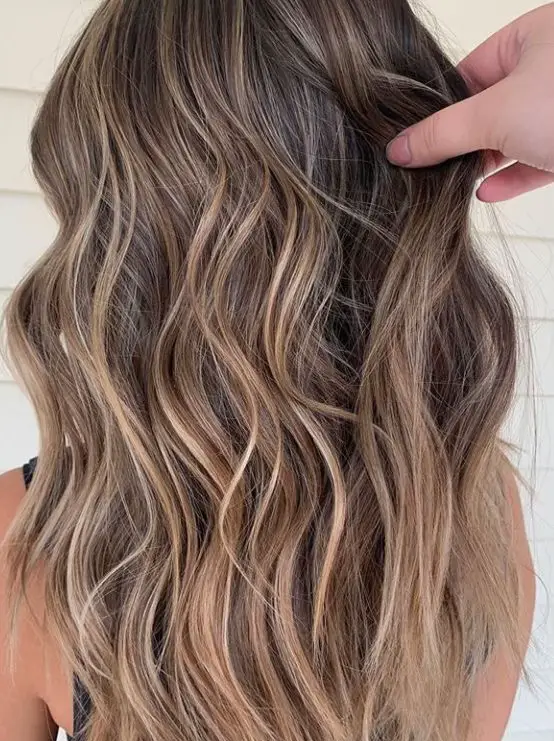Hair if you’re looking for a subtle brown-blonde! | Gallery posted by Bella | Lemon8