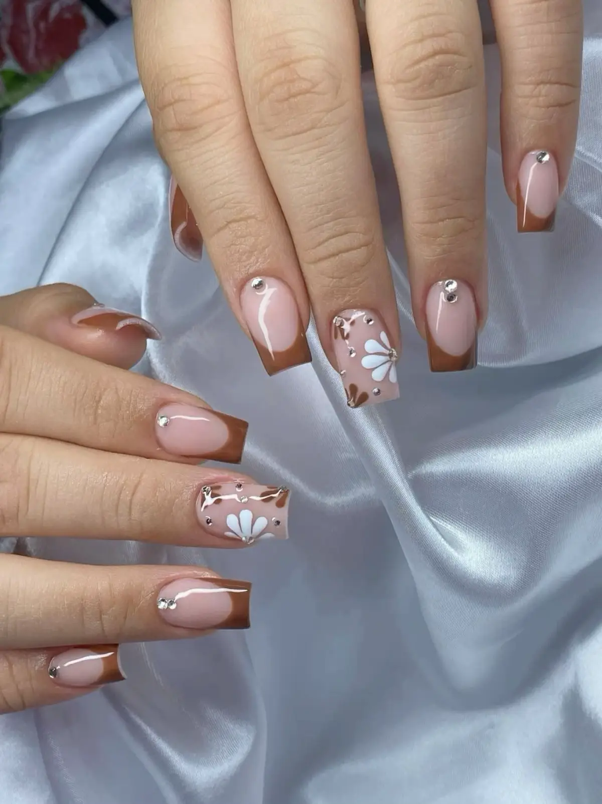 Fall nail inspo 🤎💅🍁 | Gallery posted by Vane | Lemon8