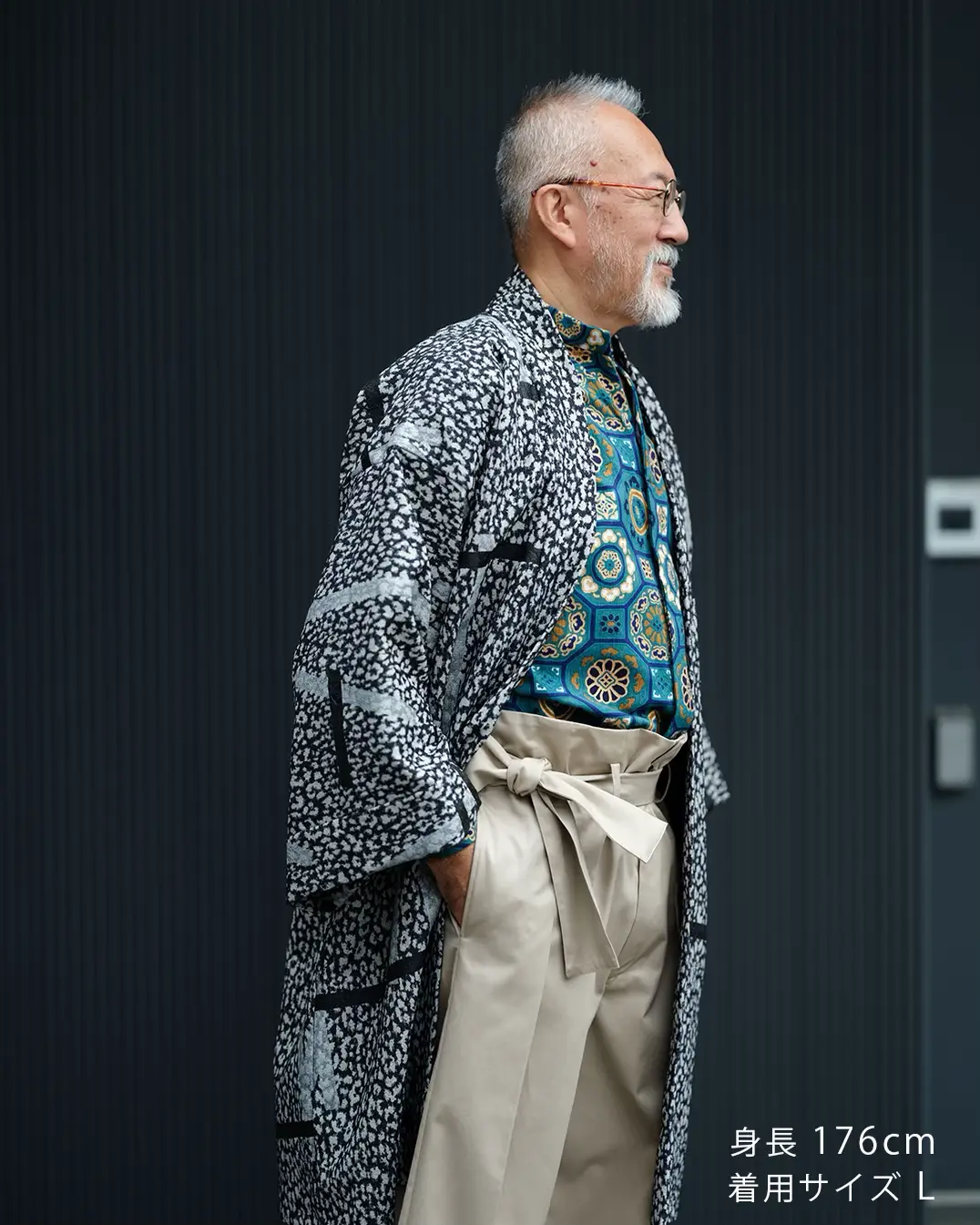 The haori of an autumn kabukimono in the autumn wind | Gallery posted ...