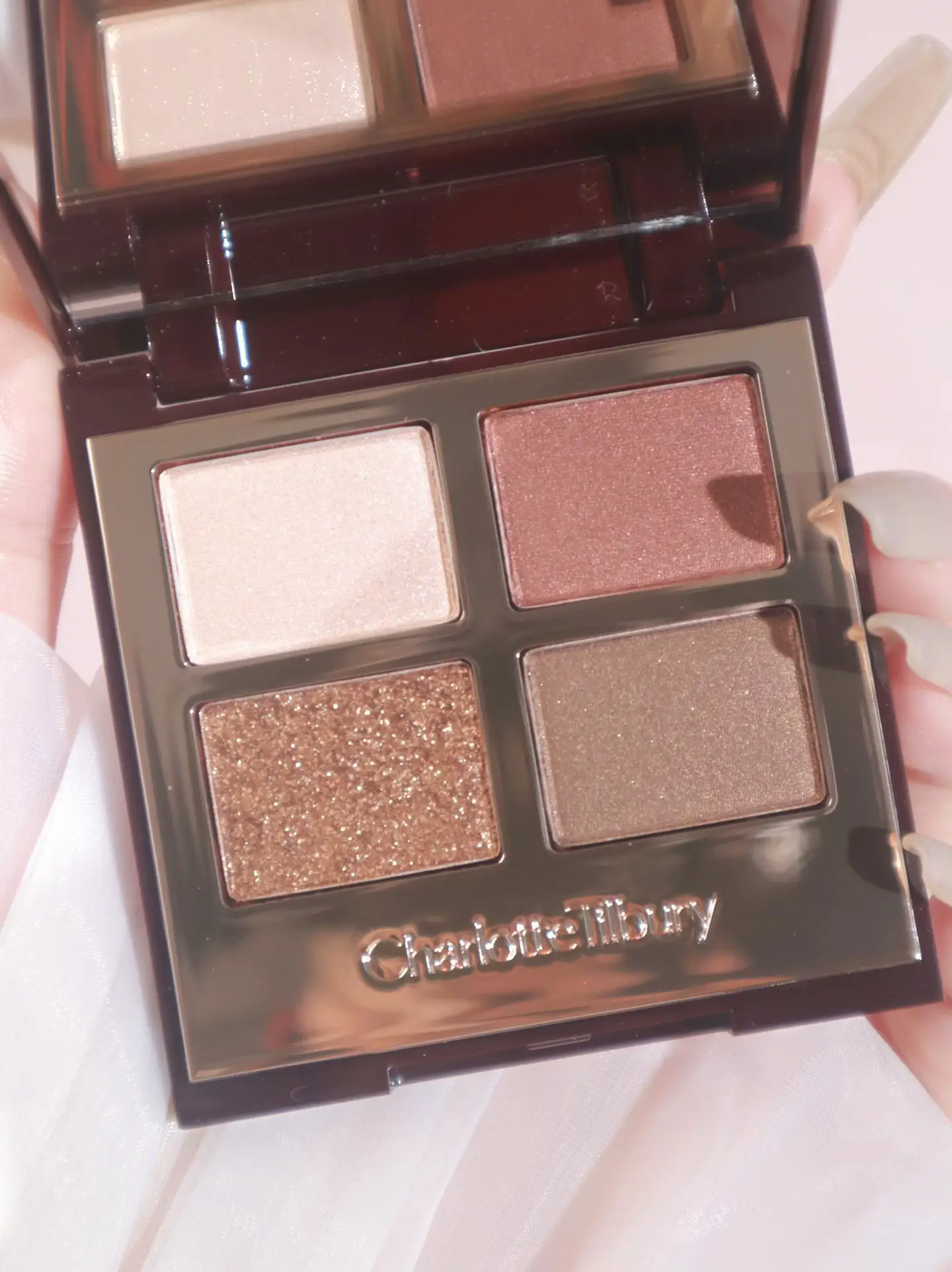 Charlotte Tilbury | แกลเลอรีที่โพสต์โดย luck | Lemon8