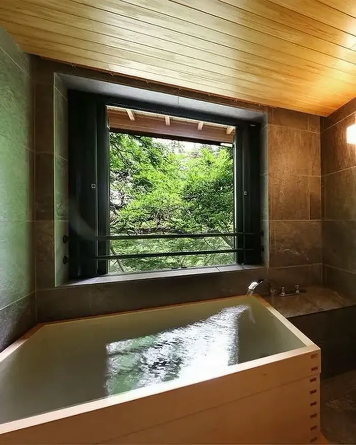 Beautiful Skin Hot Spring 】 Hidden inn standing along the valley of the ...