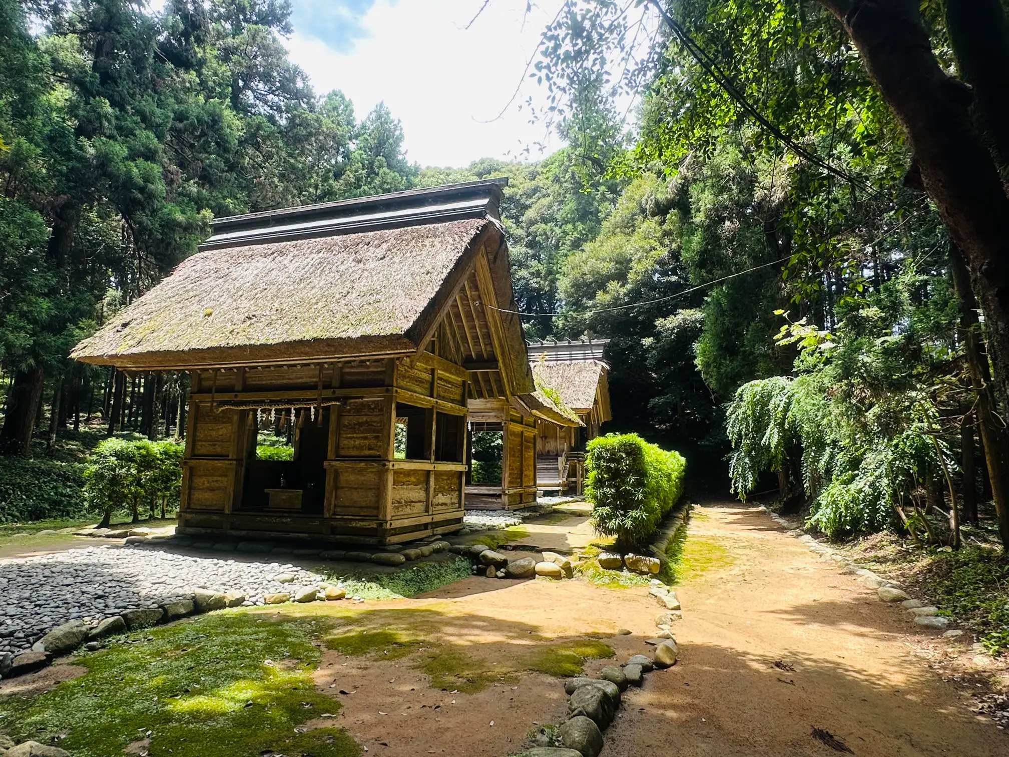 ศาลเจ้า Itoshima Sakurai⛩️ศาลเจ้า Sakurai Grand | แกลเลอรีที่โพสต์โดย ☆MARI ☆ | Lemon8