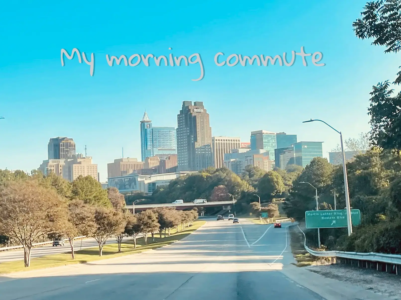 My morning commute | แกลเลอรีที่โพสต์โดย Laura Sweeney | Lemon8