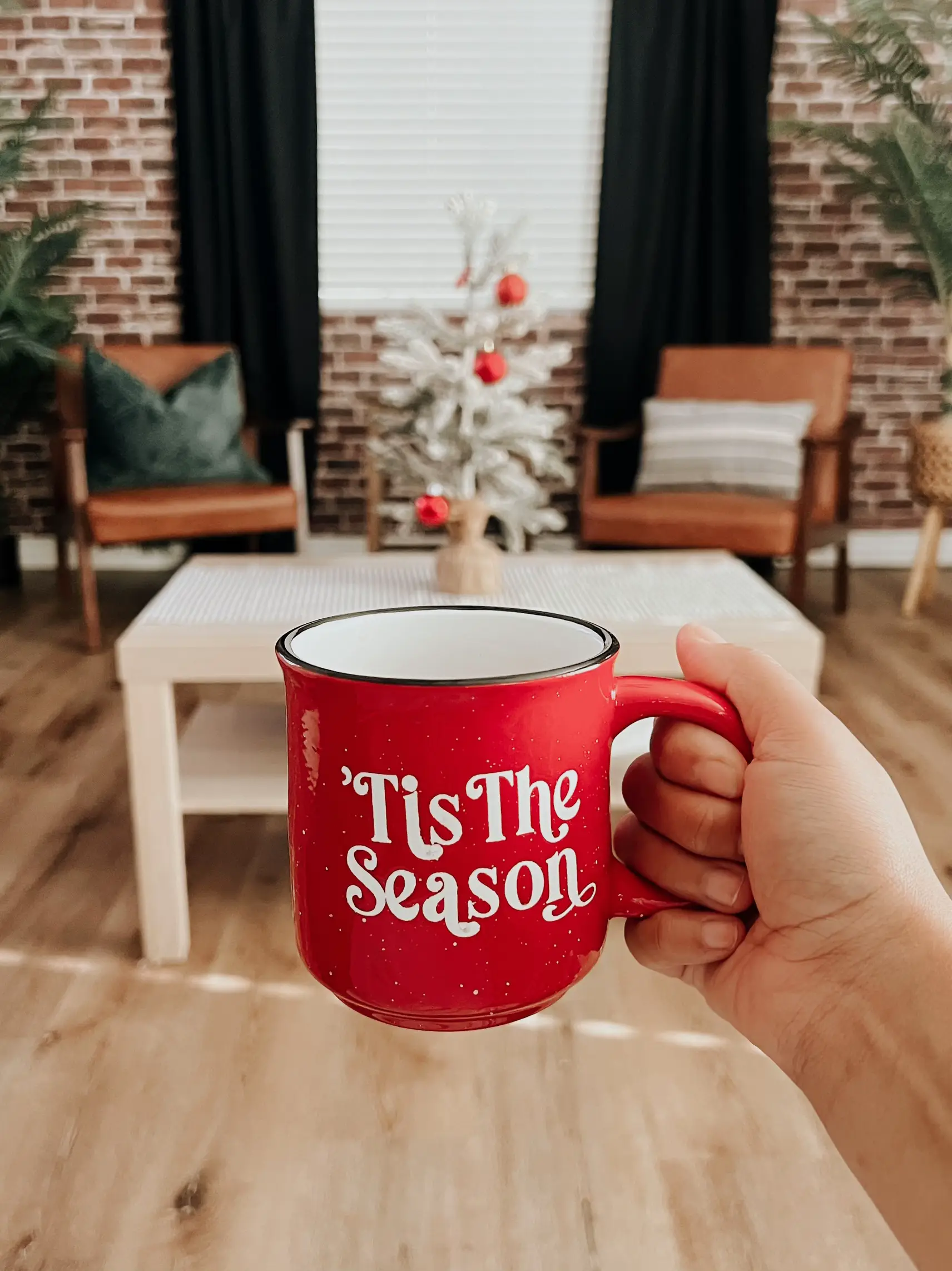 CHRISTMAS SMELLS. 🎄 | Gallery posted by Sapphire🪩💅🏽 | Lemon8